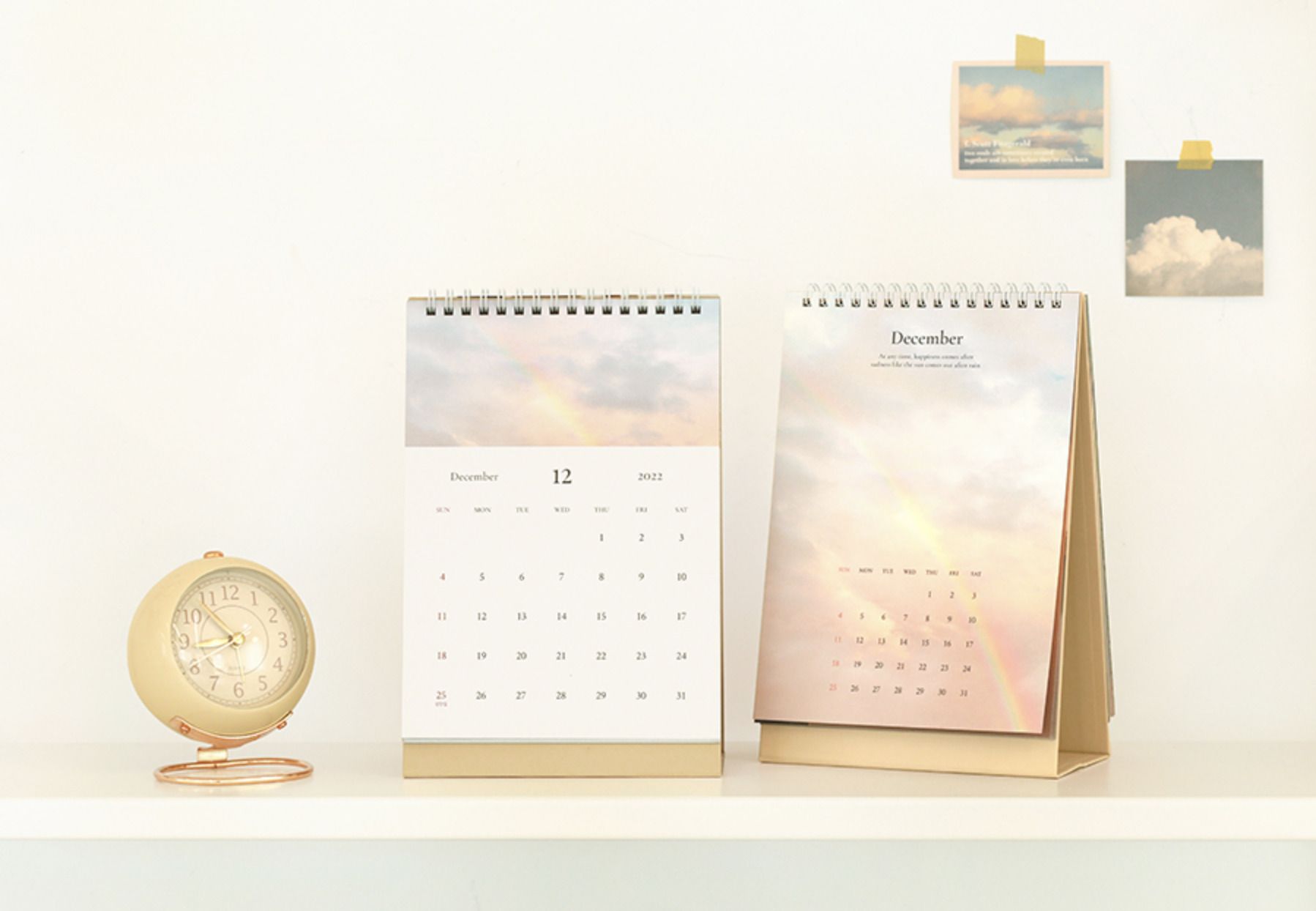 MochiThings: 2023 Mind Snap Desk Calendar