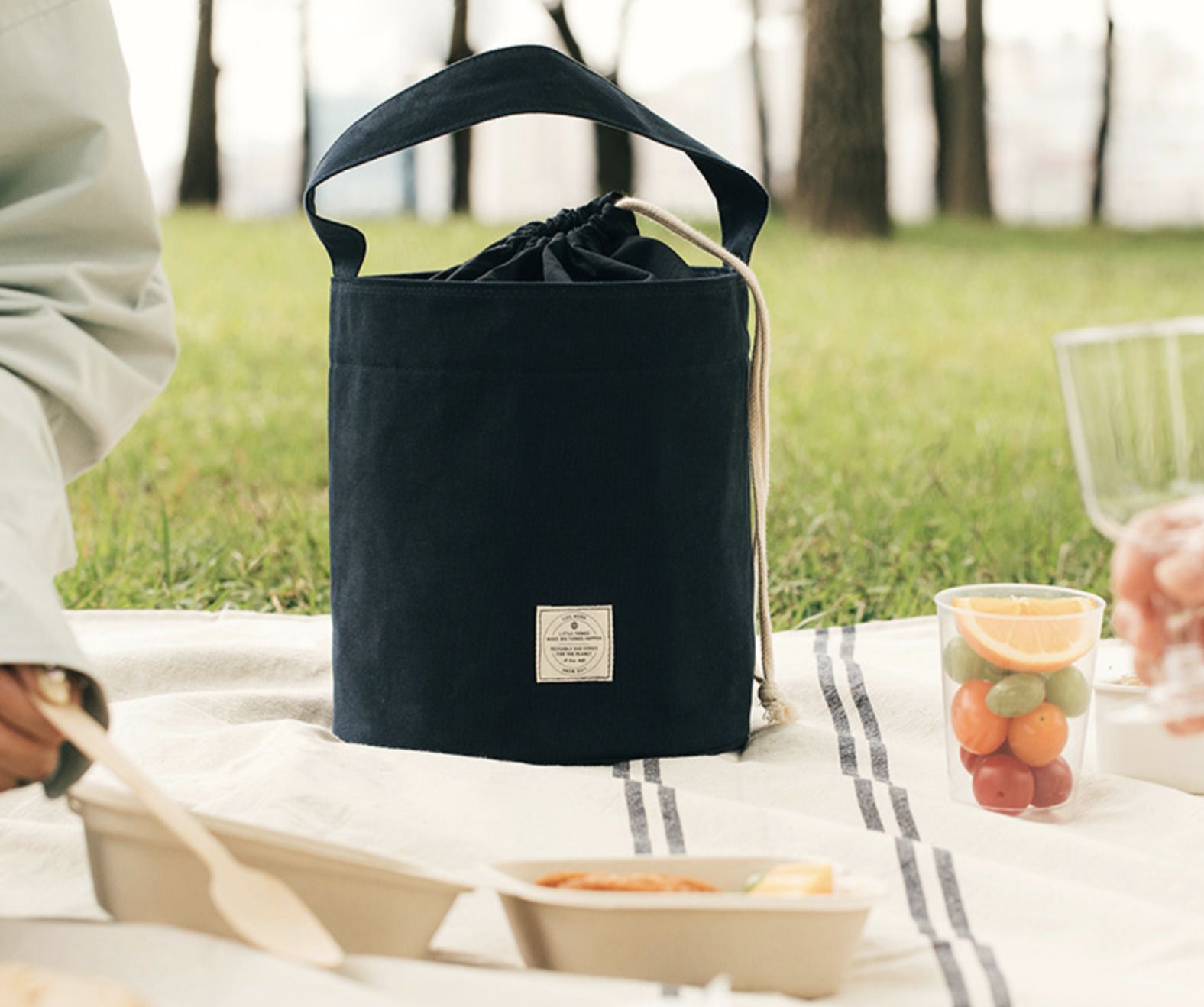 MochiThings: Livework Bucket Cooler Bag