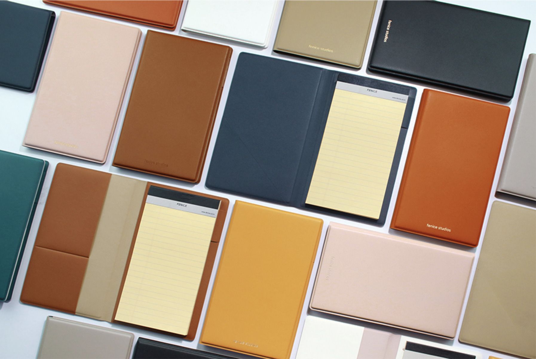 MochiThings: Two Tone Slim Notepad Organizer