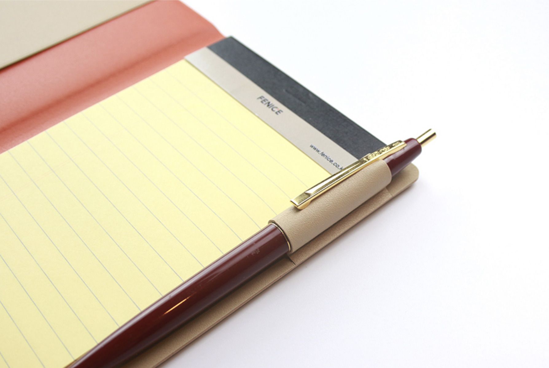 MochiThings: Two Tone Slim Notepad Organizer