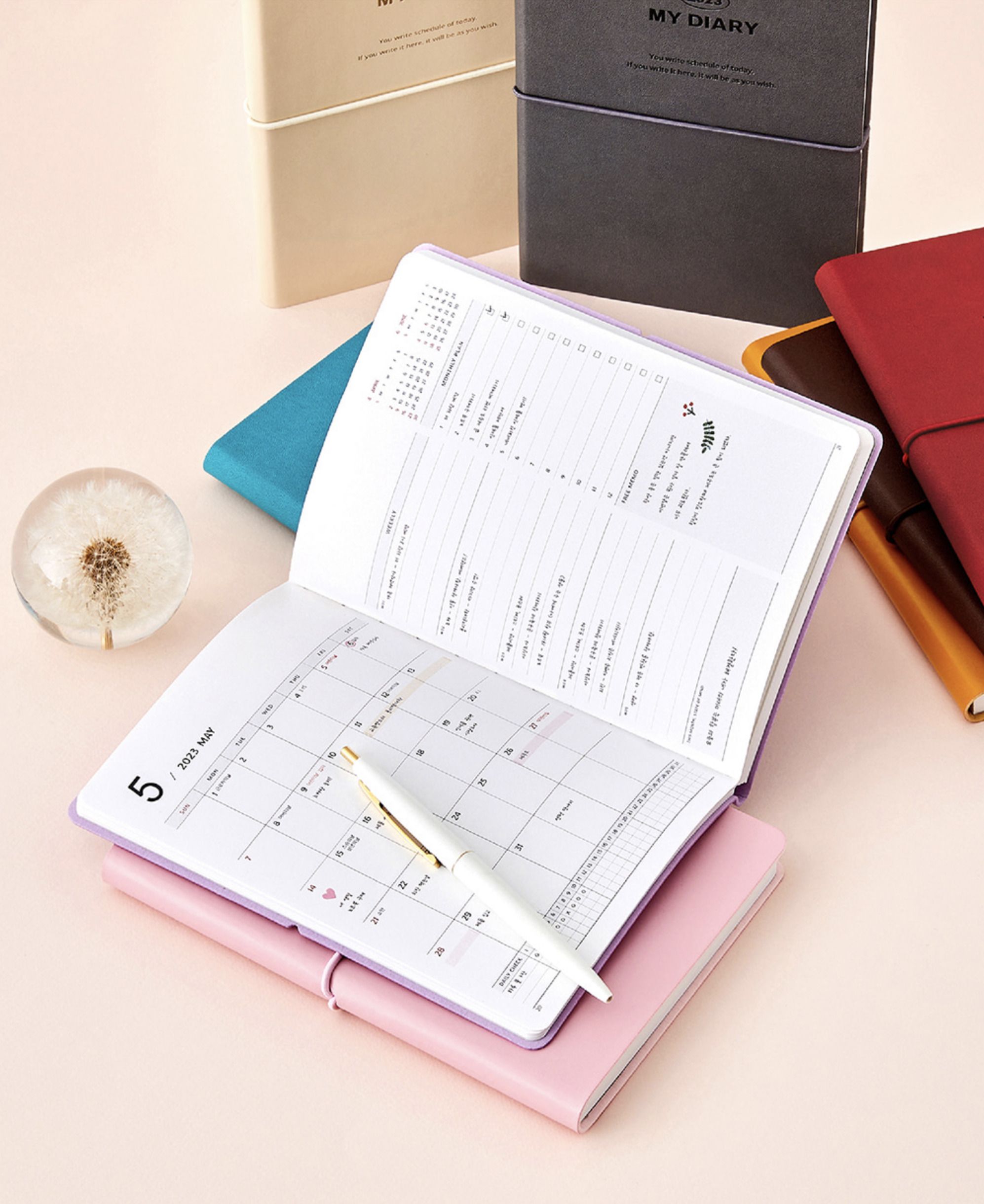 MochiThings: 2023 My Diary Monthly Planner