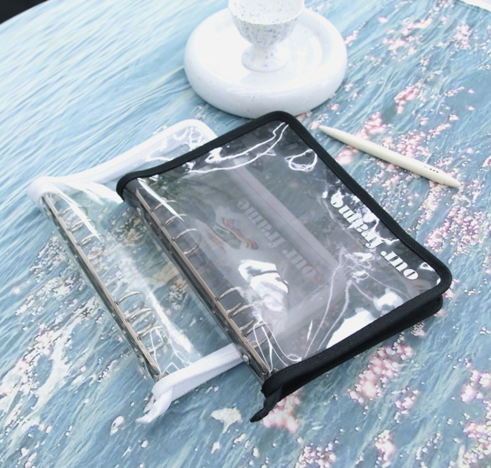 MochiThings: Our Frame 6 Ring A5 Zipper Binder