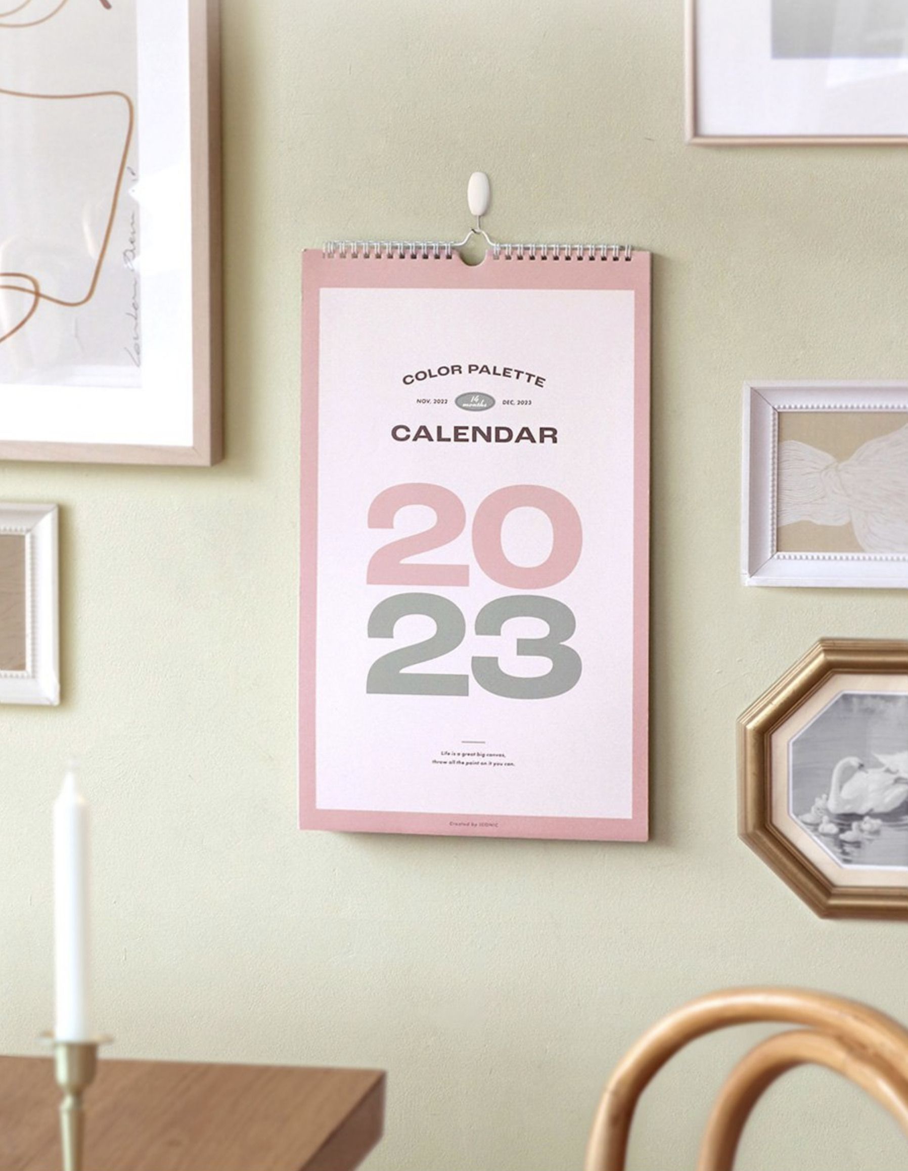 MochiThings: 2023 XL Palette Wall Calendar