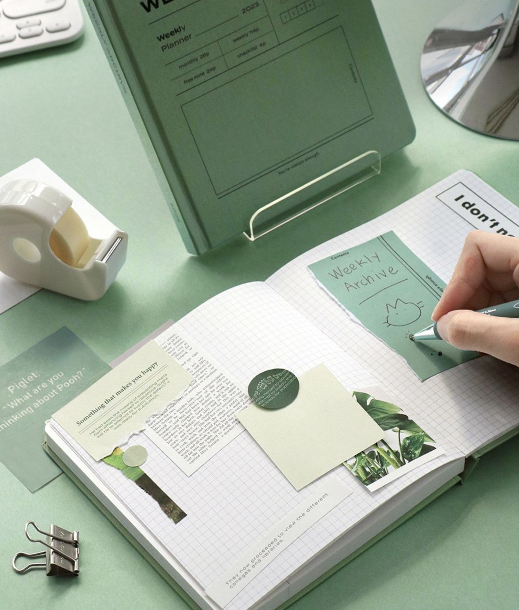 MochiThings: 2023 Weekly Archive Square Planner