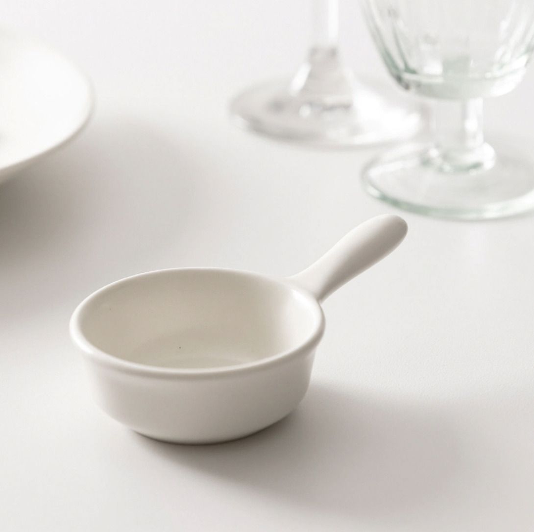 MochiThings: Mini Handle Sauce Bowl