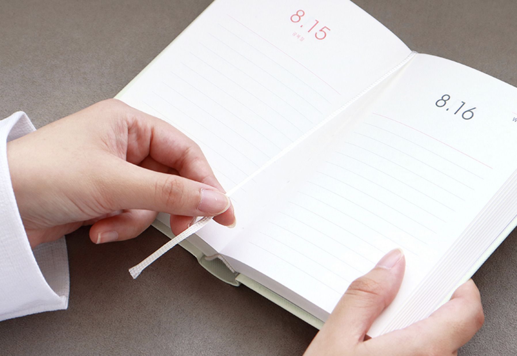 MochiThings: 2023 Prism 365 Days Daily Planner