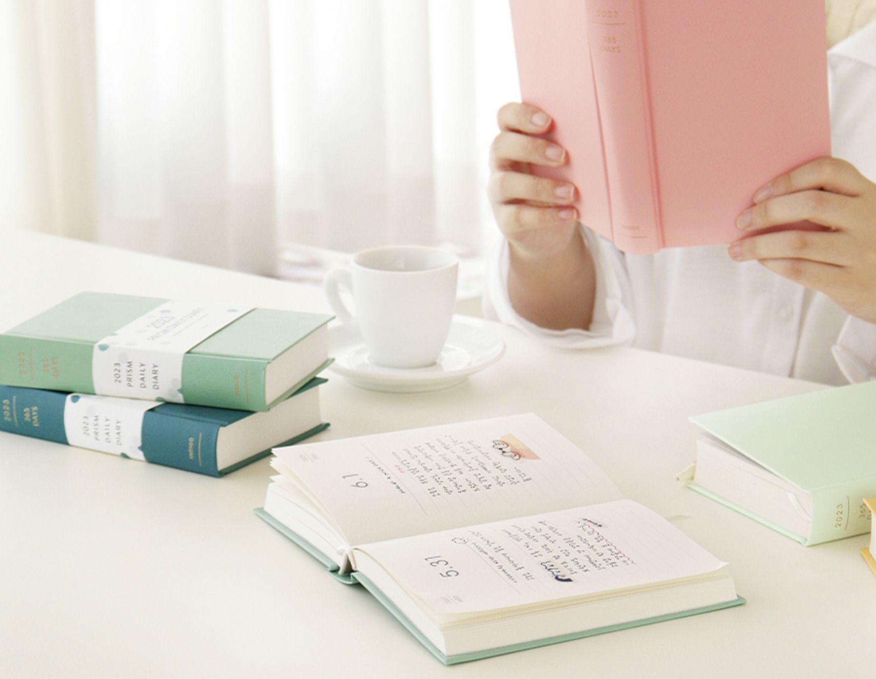 MochiThings: 2023 Prism 365 Days Daily Planner