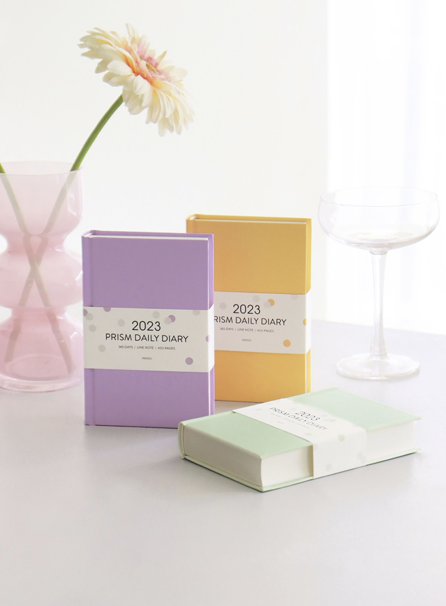 MochiThings: 2023 Prism 365 Days Daily Planner