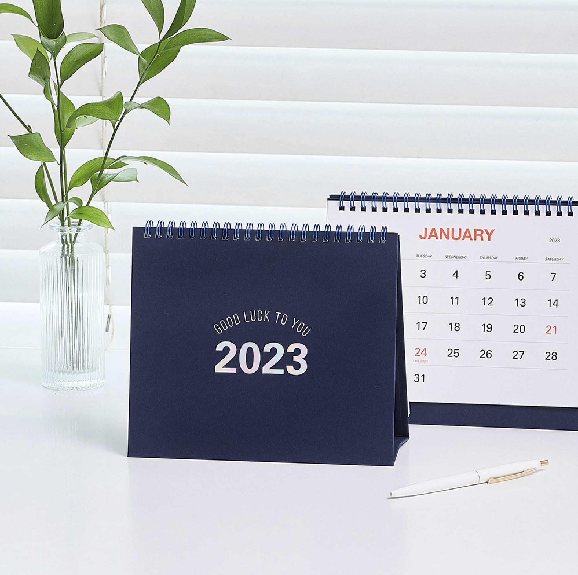 MochiThings: 2023 Table Talk Calendar Planner