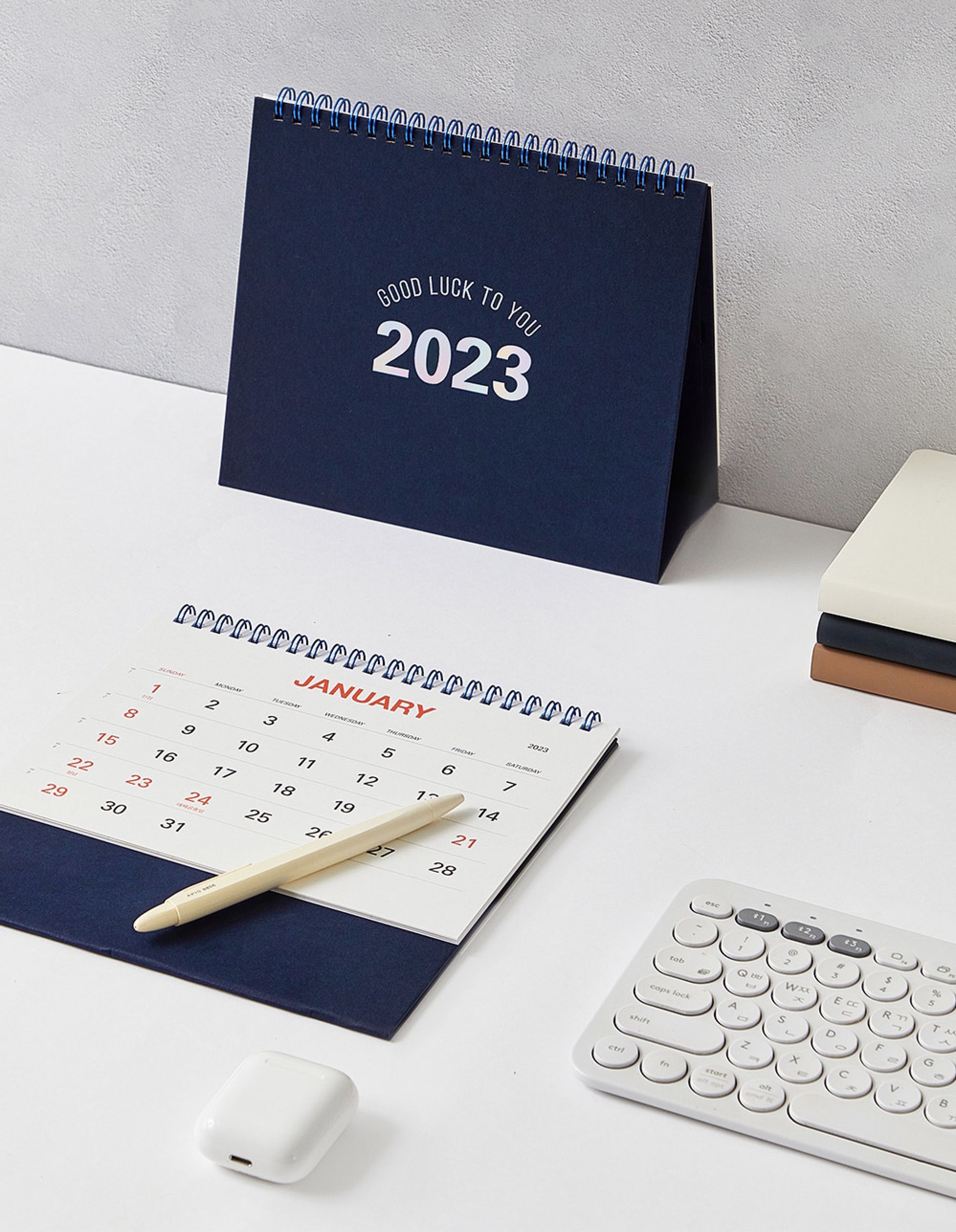 MochiThings: 2023 Table Talk Calendar Planner