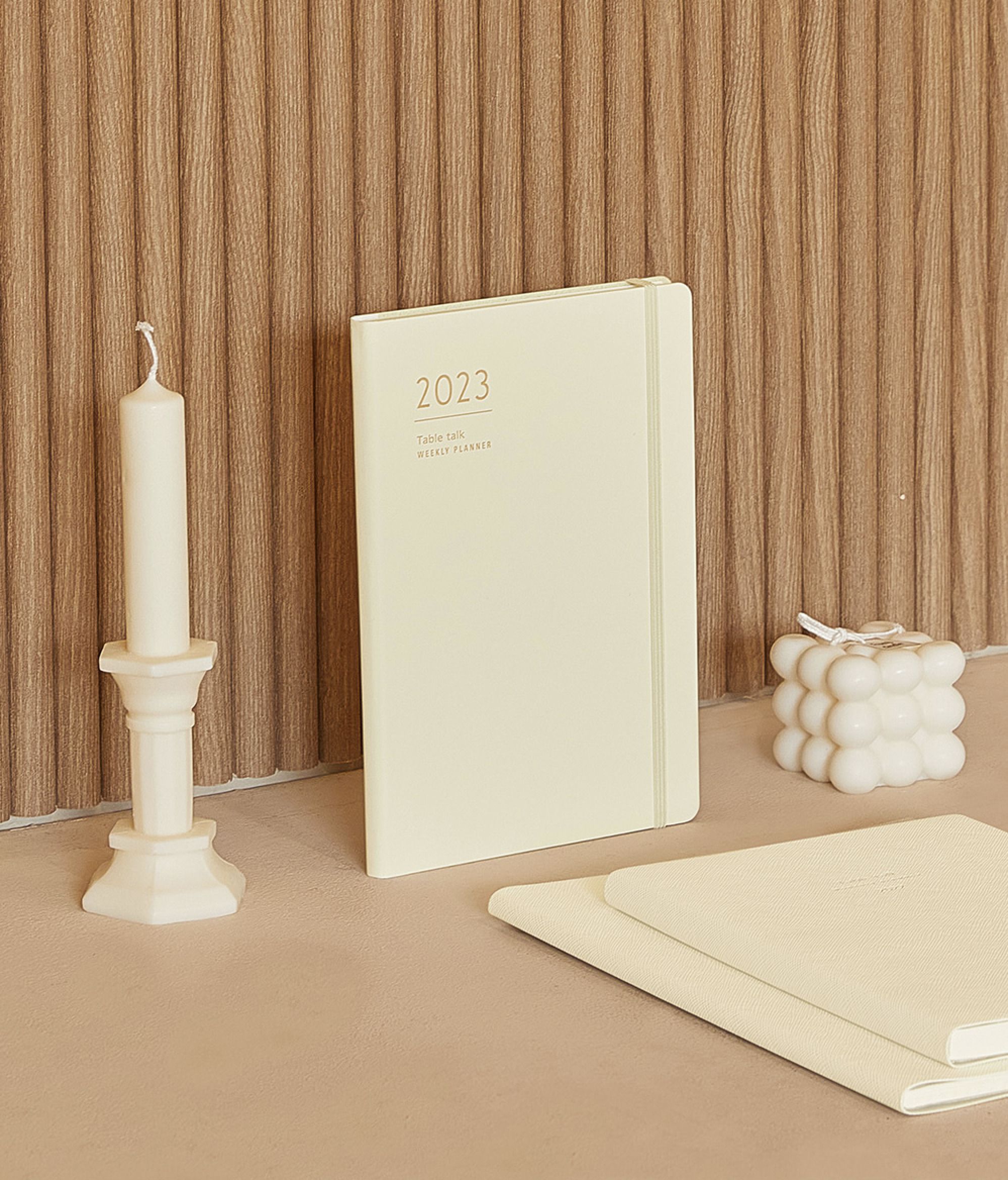 MochiThings: 2023 Table Talk Hardcover A5 Weekly Planner
