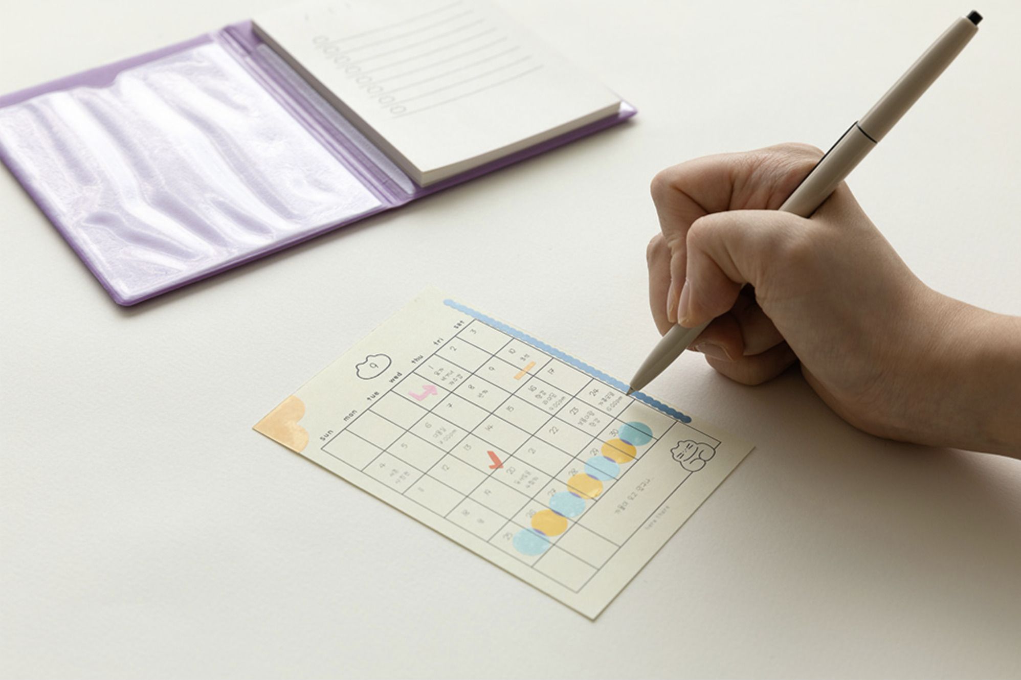 MochiThings: Mini Cat Notepad Organizer