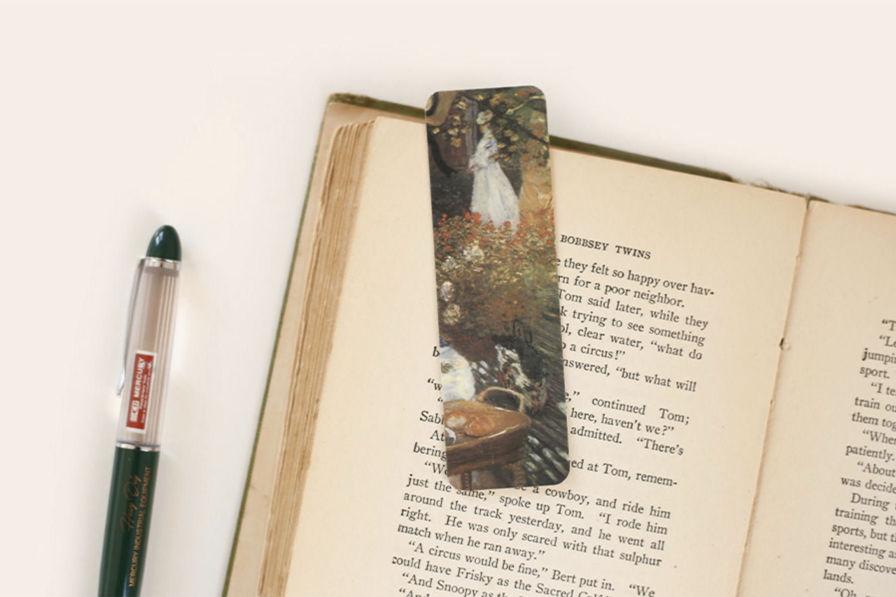 MochiThings: 28pcs Monet Bookmark Set