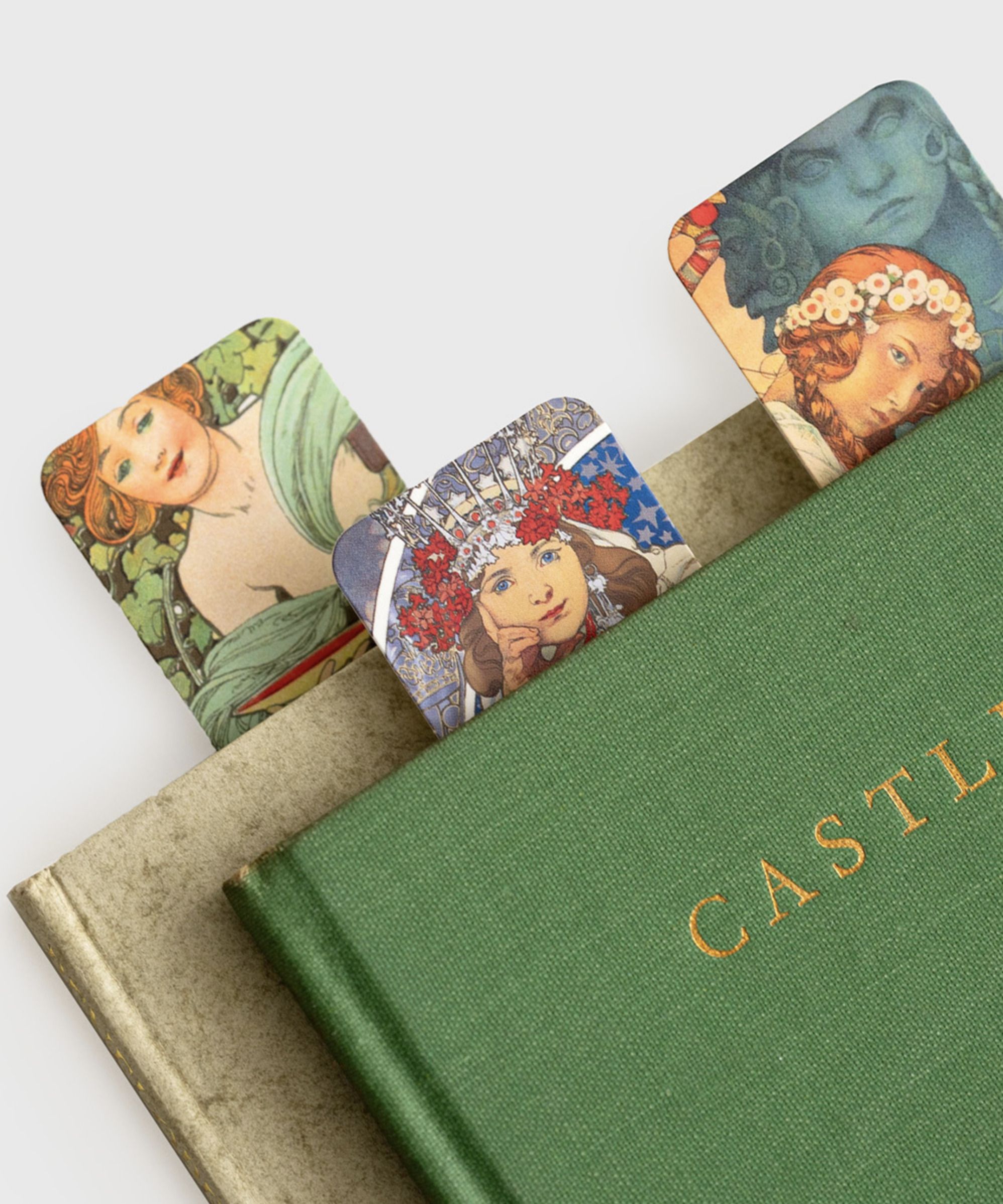 MochiThings: 28pcs Mucha Bookmark Set