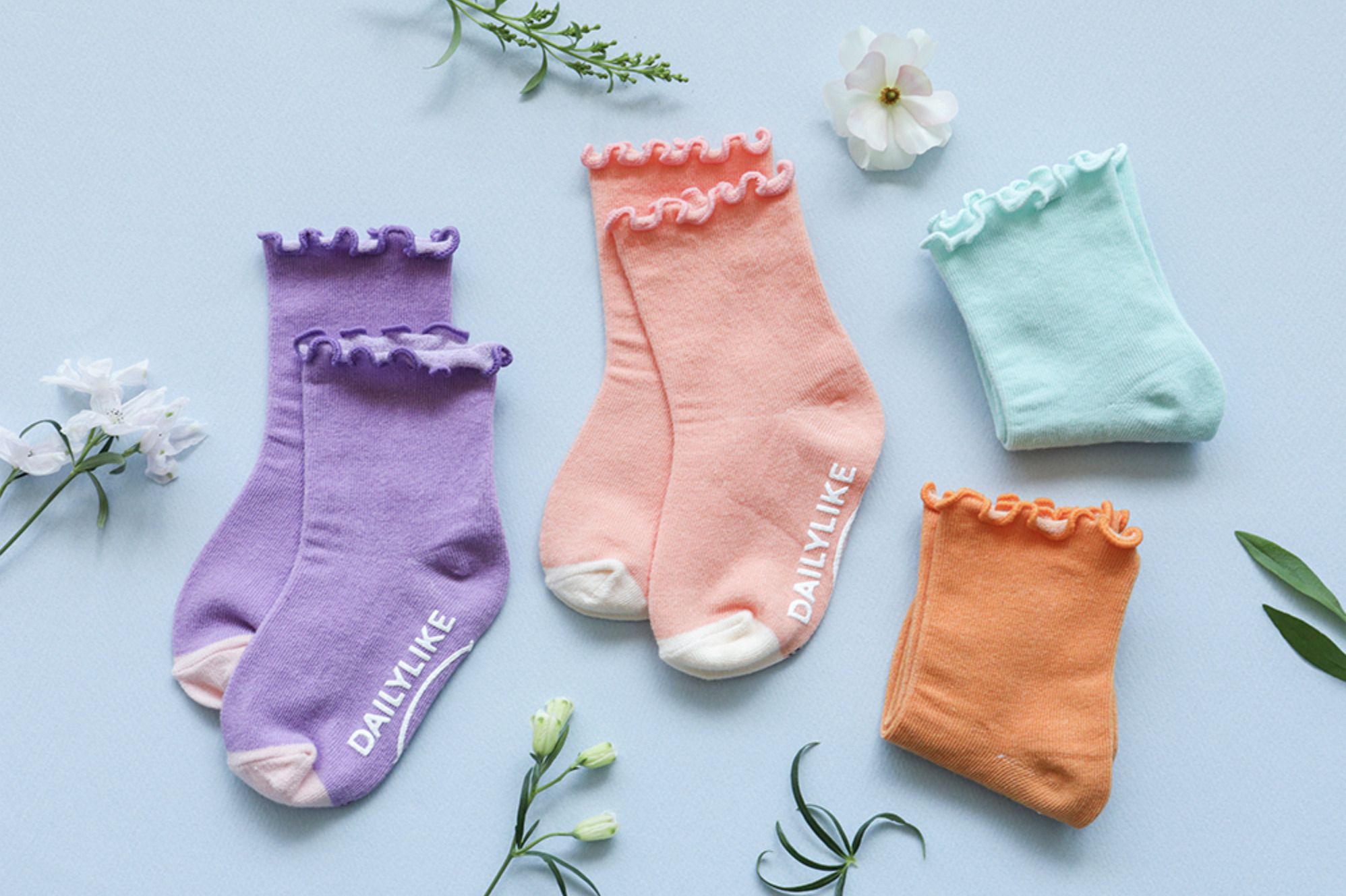 MochiThings: 4pcs Daily Kids Crew Socks Set