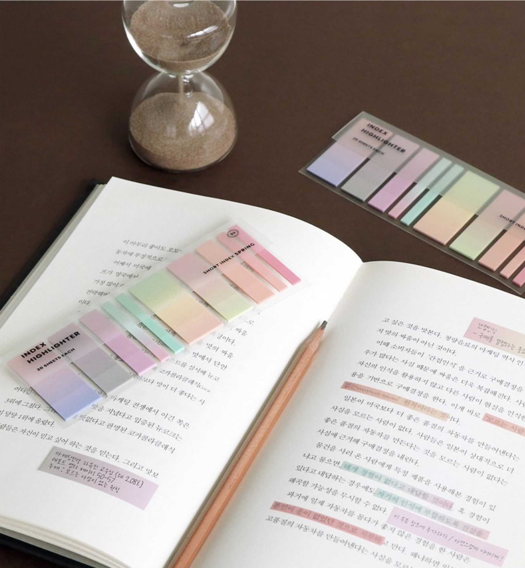 MochiThings: Short Index Highlighter Sticky Note
