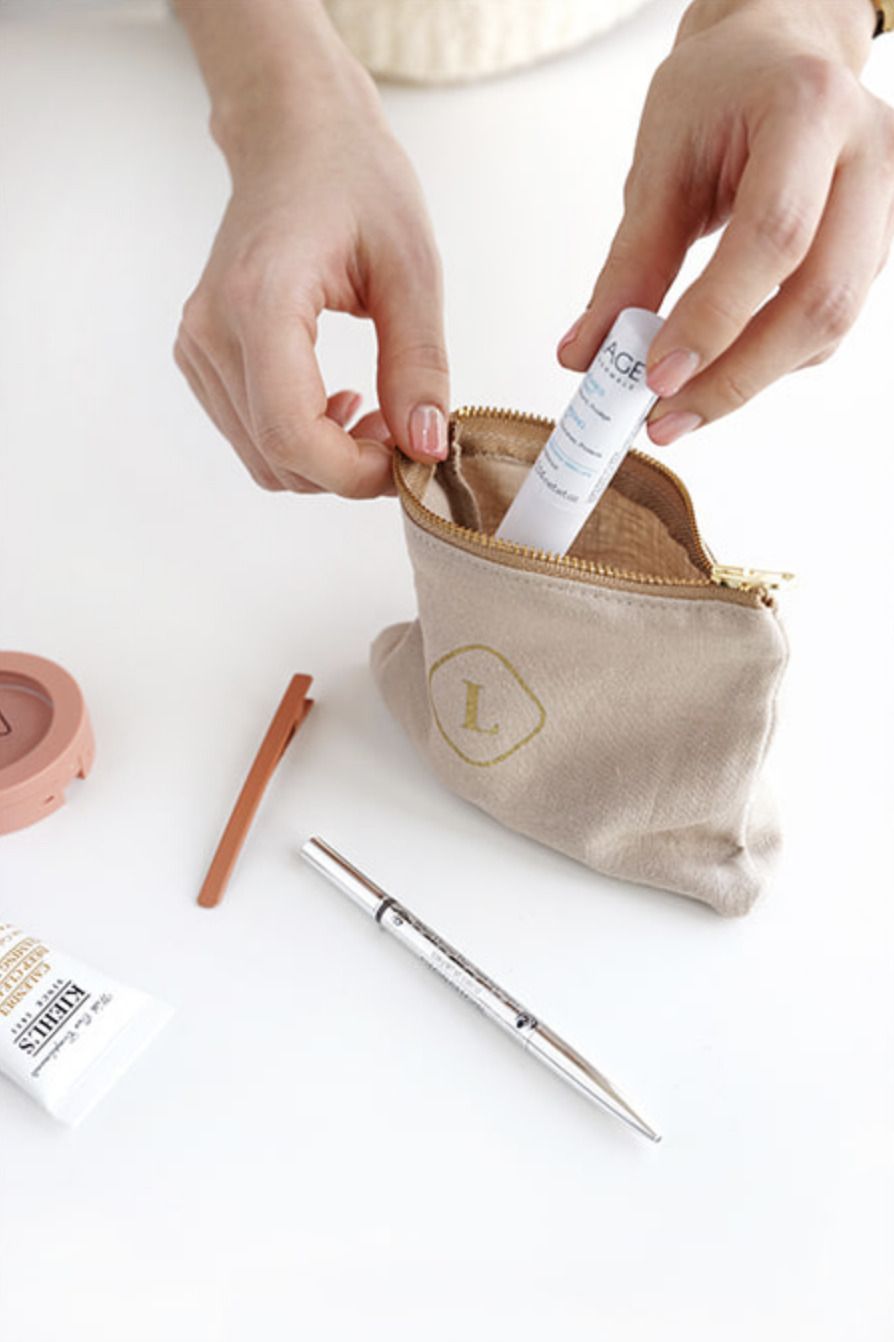 MochiThings: Mini Linen Gold Zipper Pouch