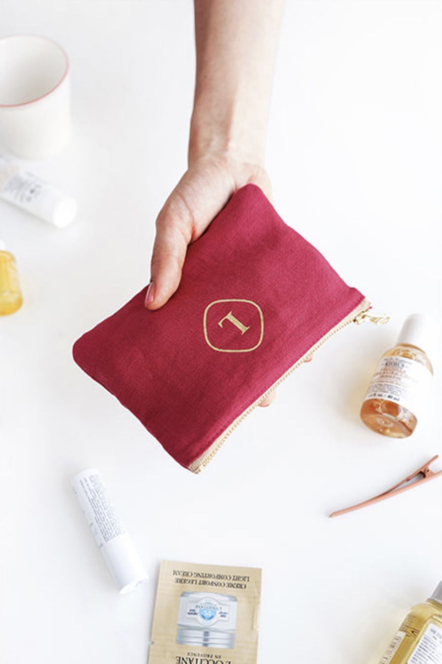 MochiThings: Mini Linen Gold Zipper Pouch