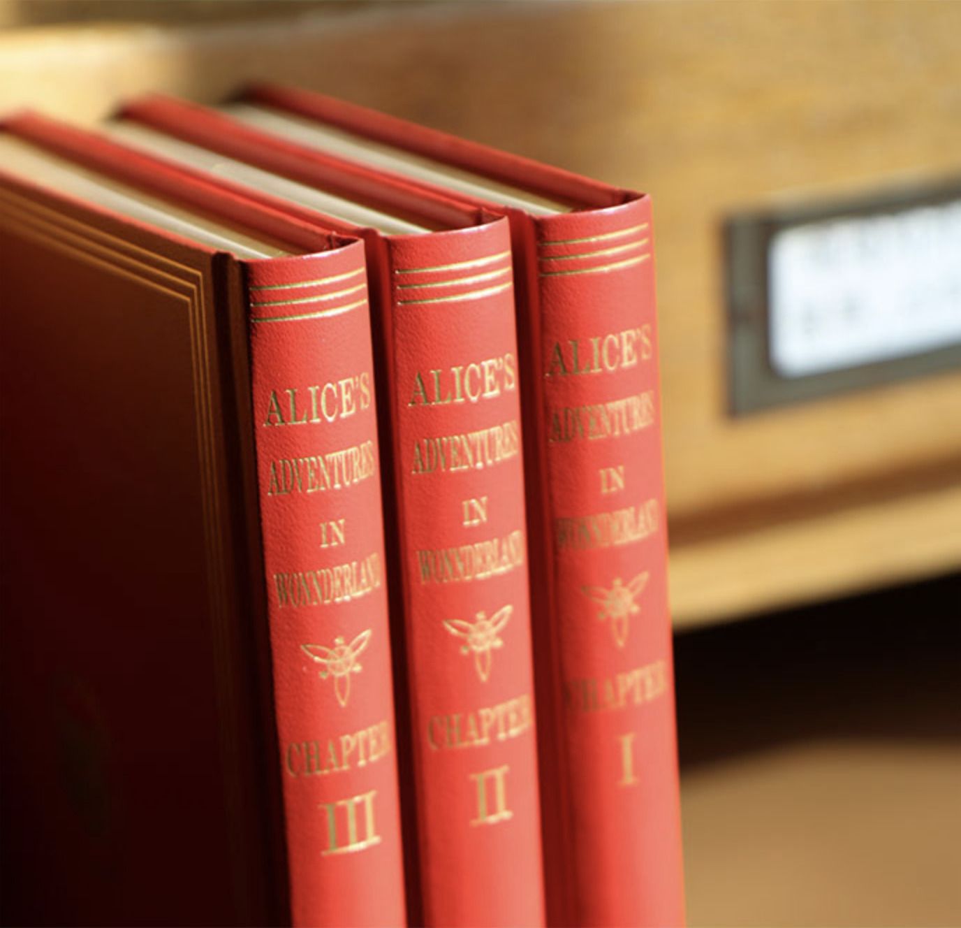 MochiThings: Alice in Wonderland Daily Scheduler