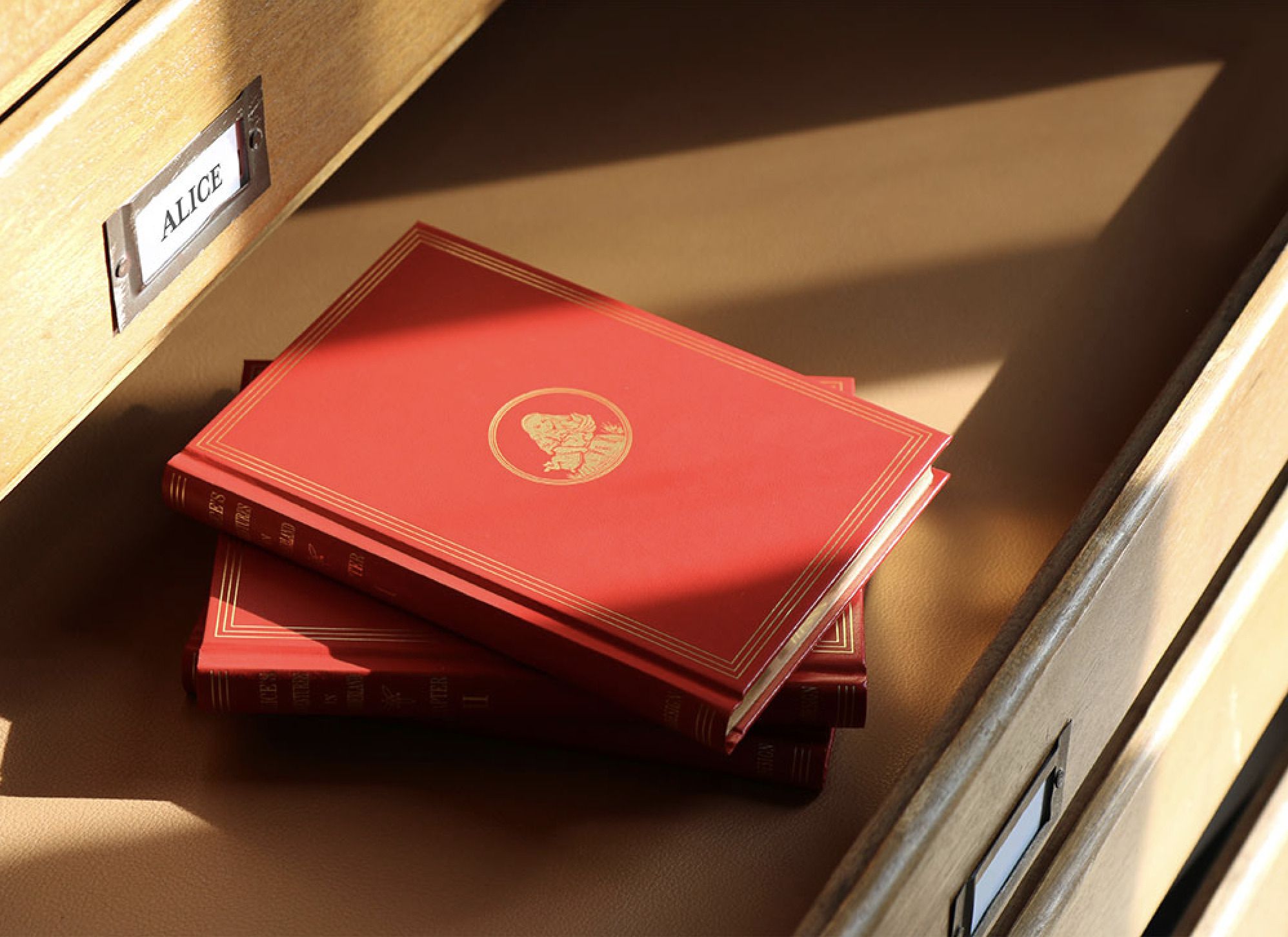 MochiThings: Alice in Wonderland Daily Scheduler