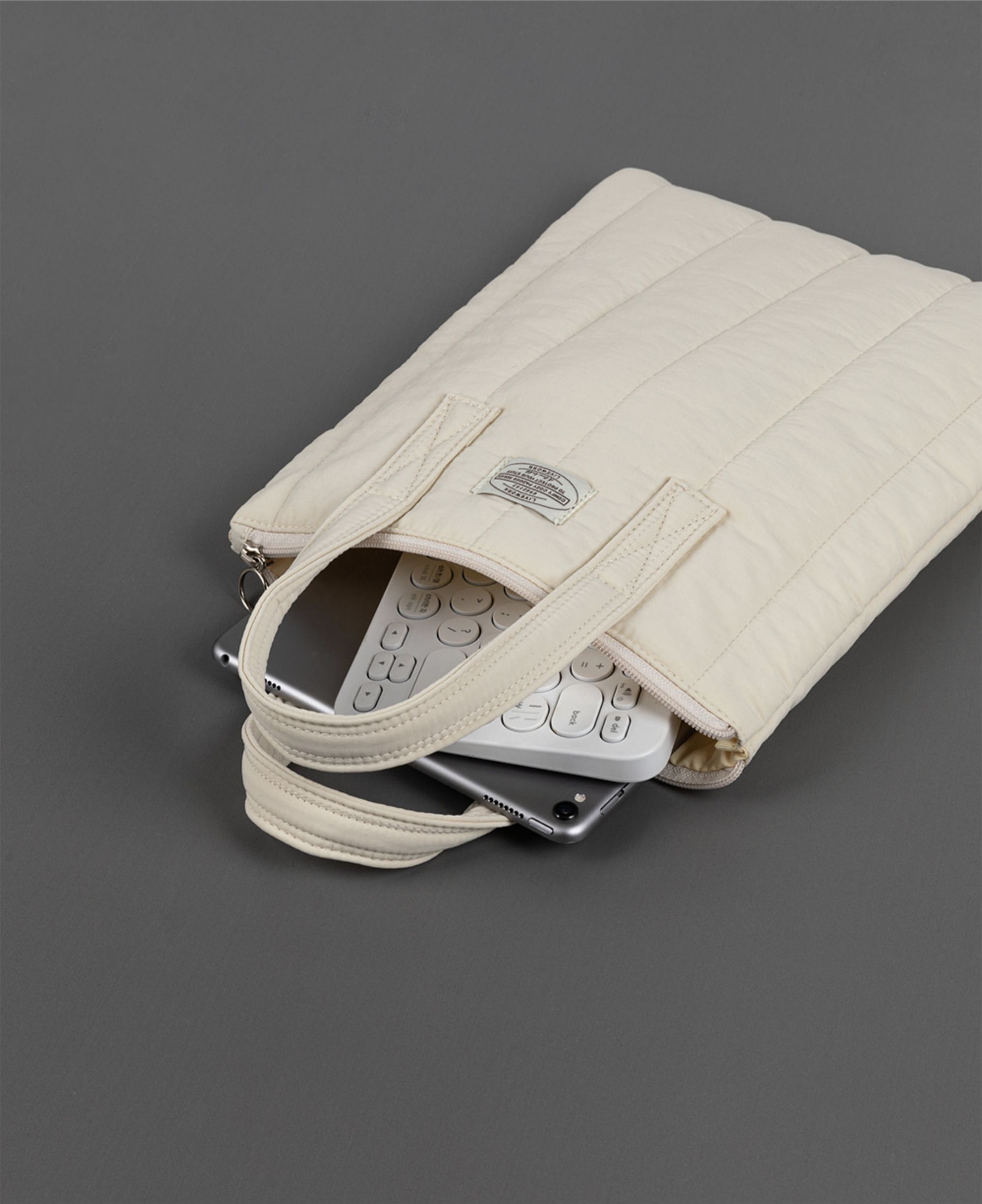 MochiThings: Cozy 11 in. Tablet Tote Bag v2