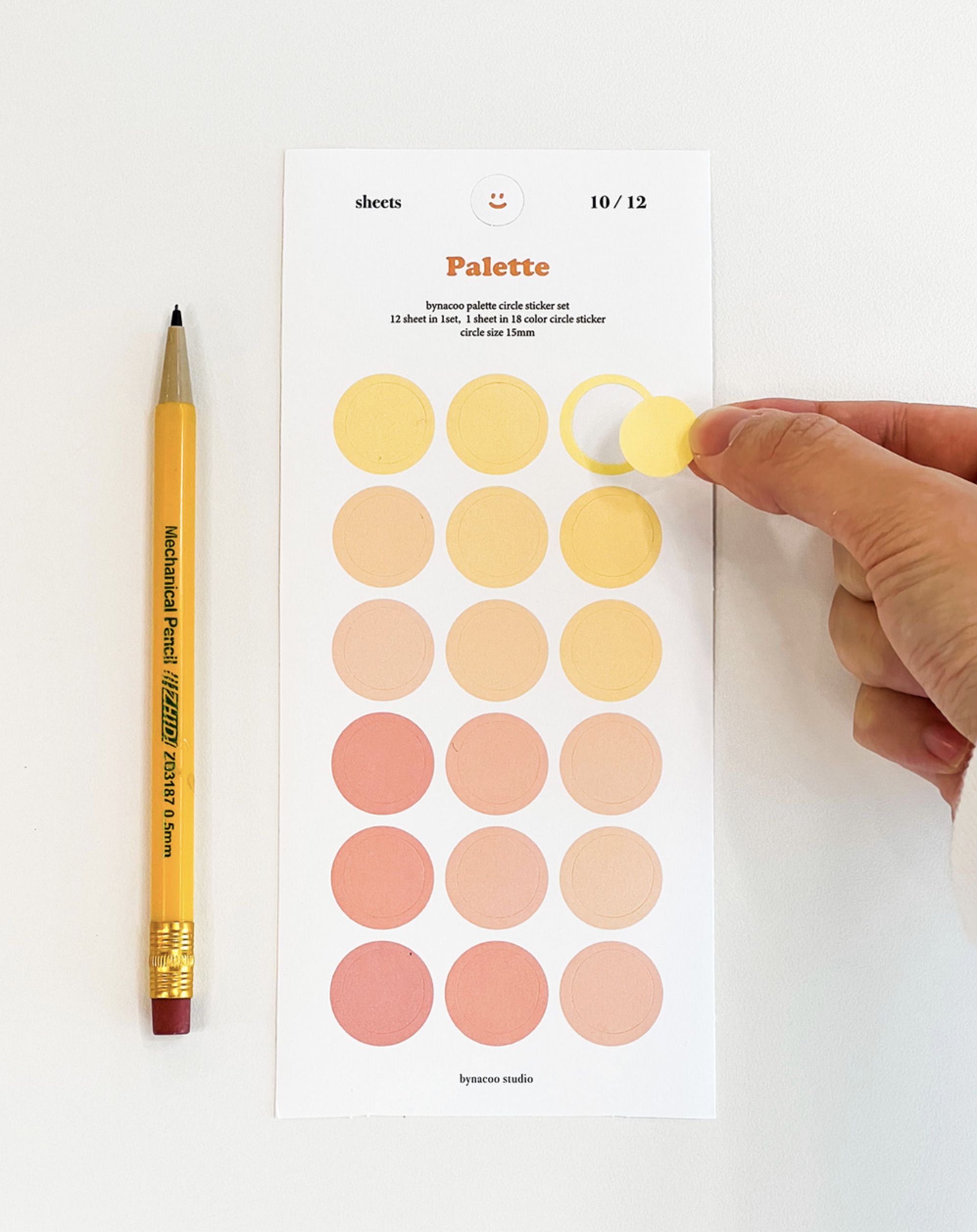 MochiThings: 12pcs Simple Palette Round Sticker Set
