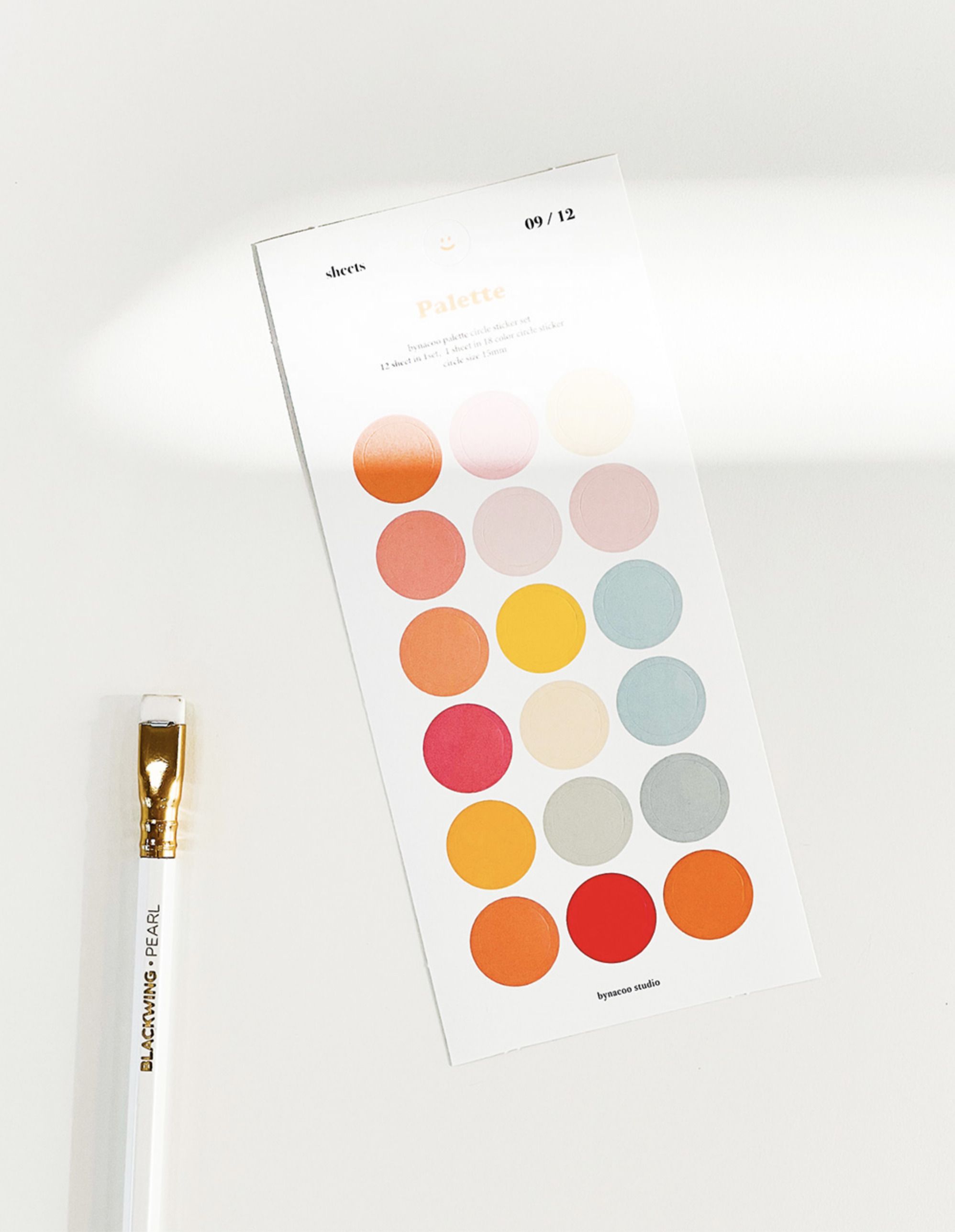 MochiThings: 12pcs Simple Palette Round Sticker Set