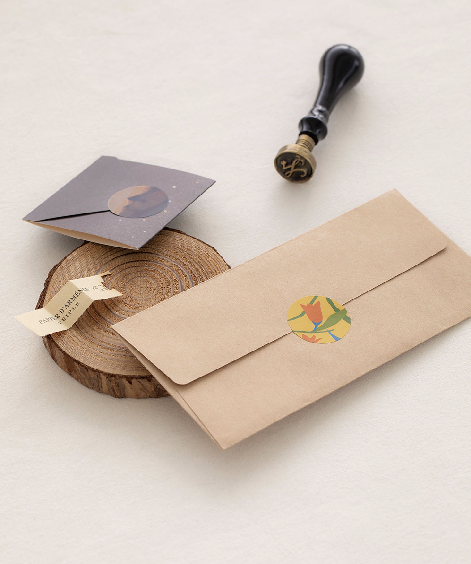 MochiThings: 8pcs Afterglow Round Removable Sticker Set