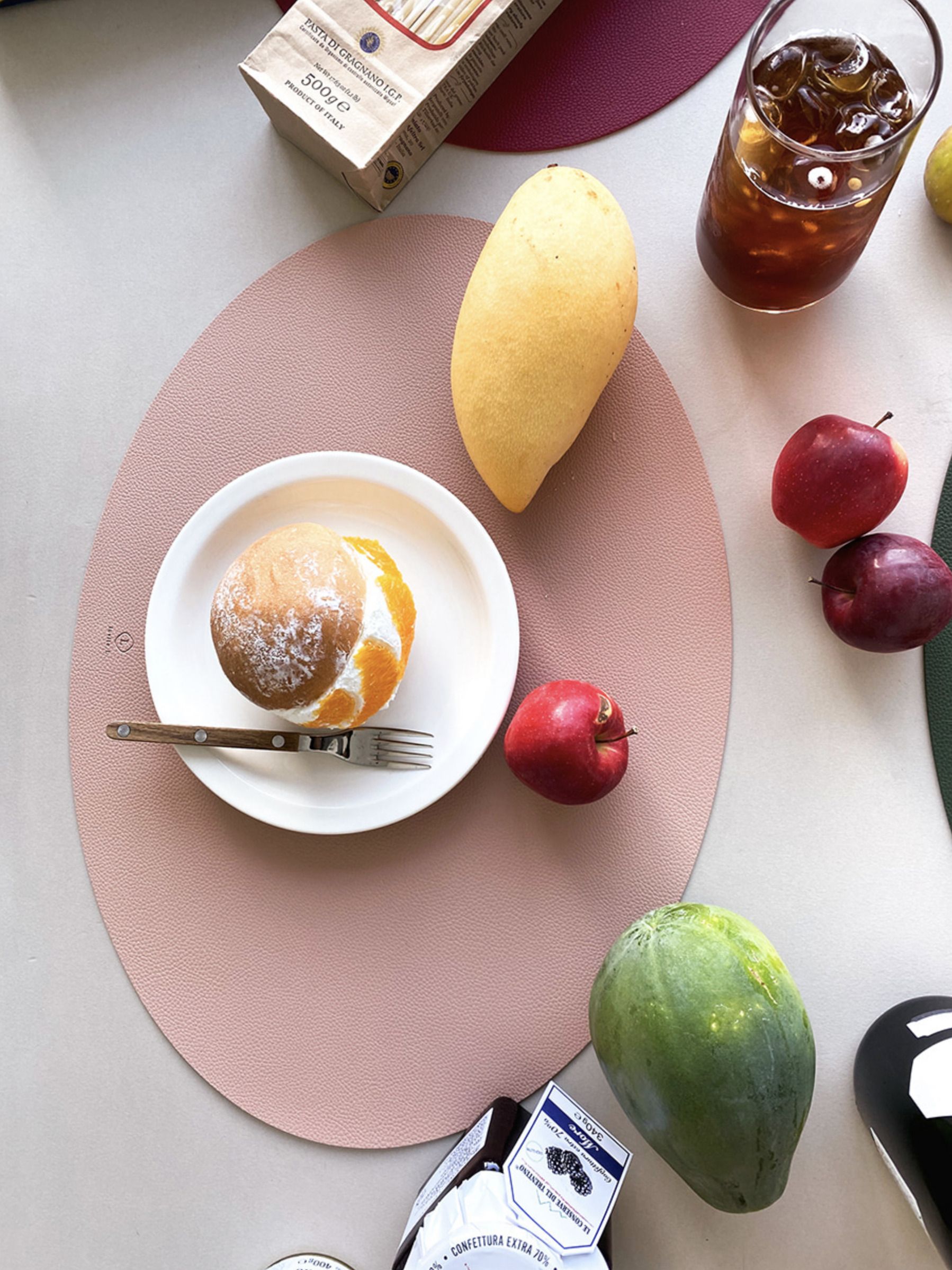 MochiThings: Ellipse Edge Leather Dining Placemat