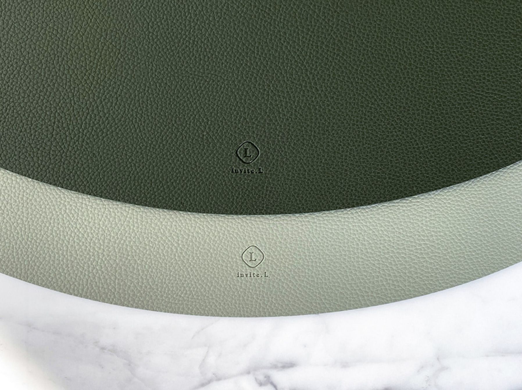 MochiThings: Ellipse Edge Leather Dining Placemat