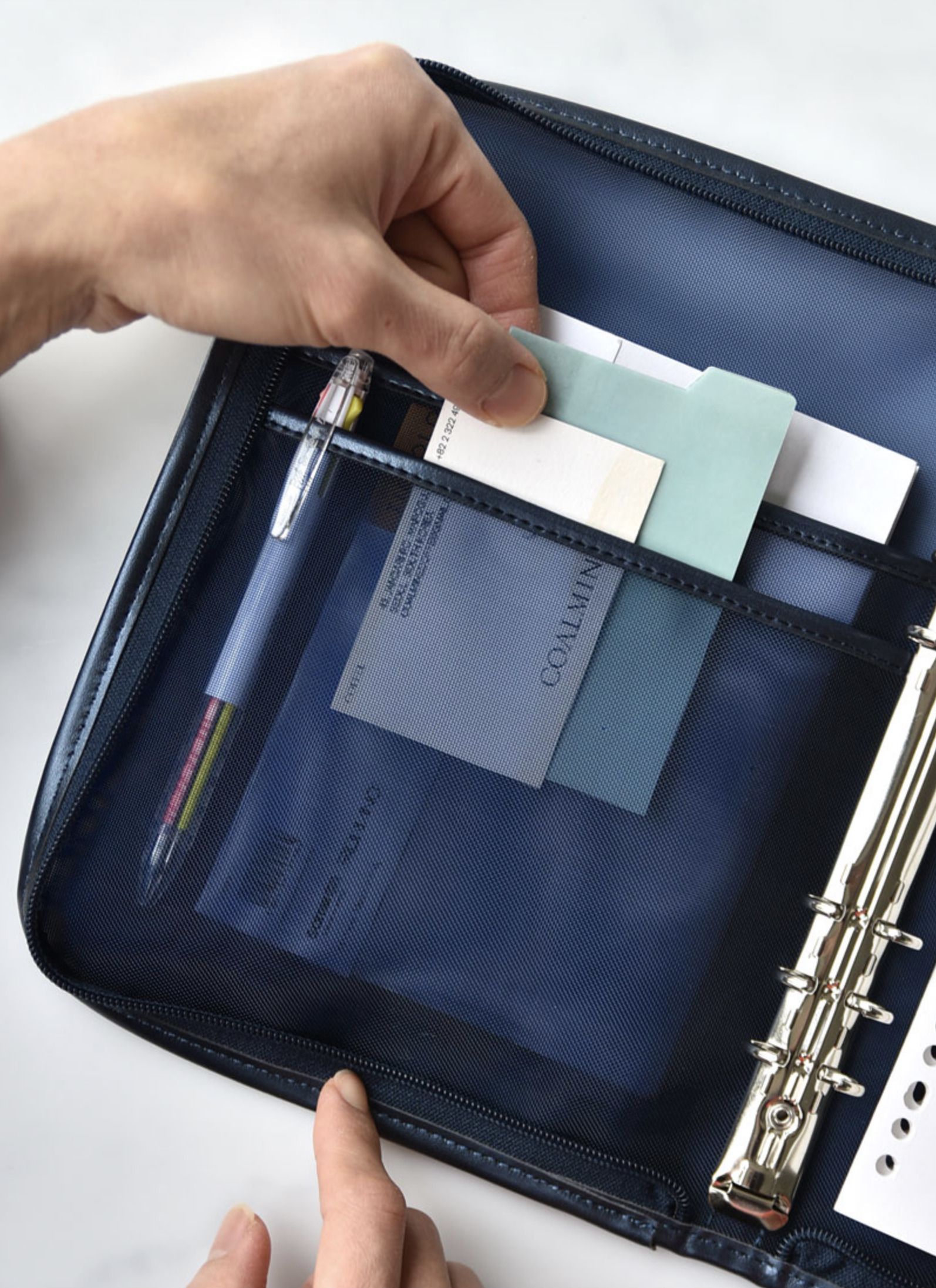 MochiThings: Mono Mesh 6 Ring A5 Zipper Binder