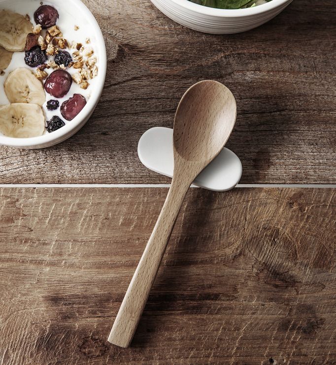 MochiThings: Natural Modern Chopstick Rest