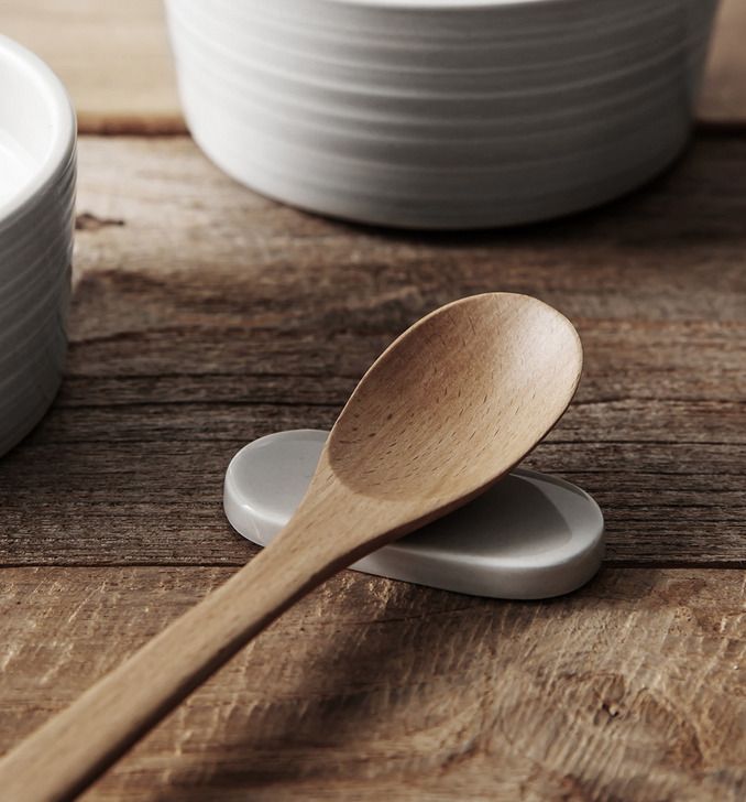 MochiThings: Natural Modern Chopstick Rest