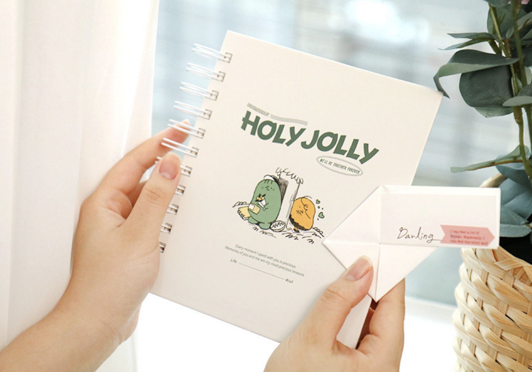 MochiThings: Holy Jolly Spiral Photo Album