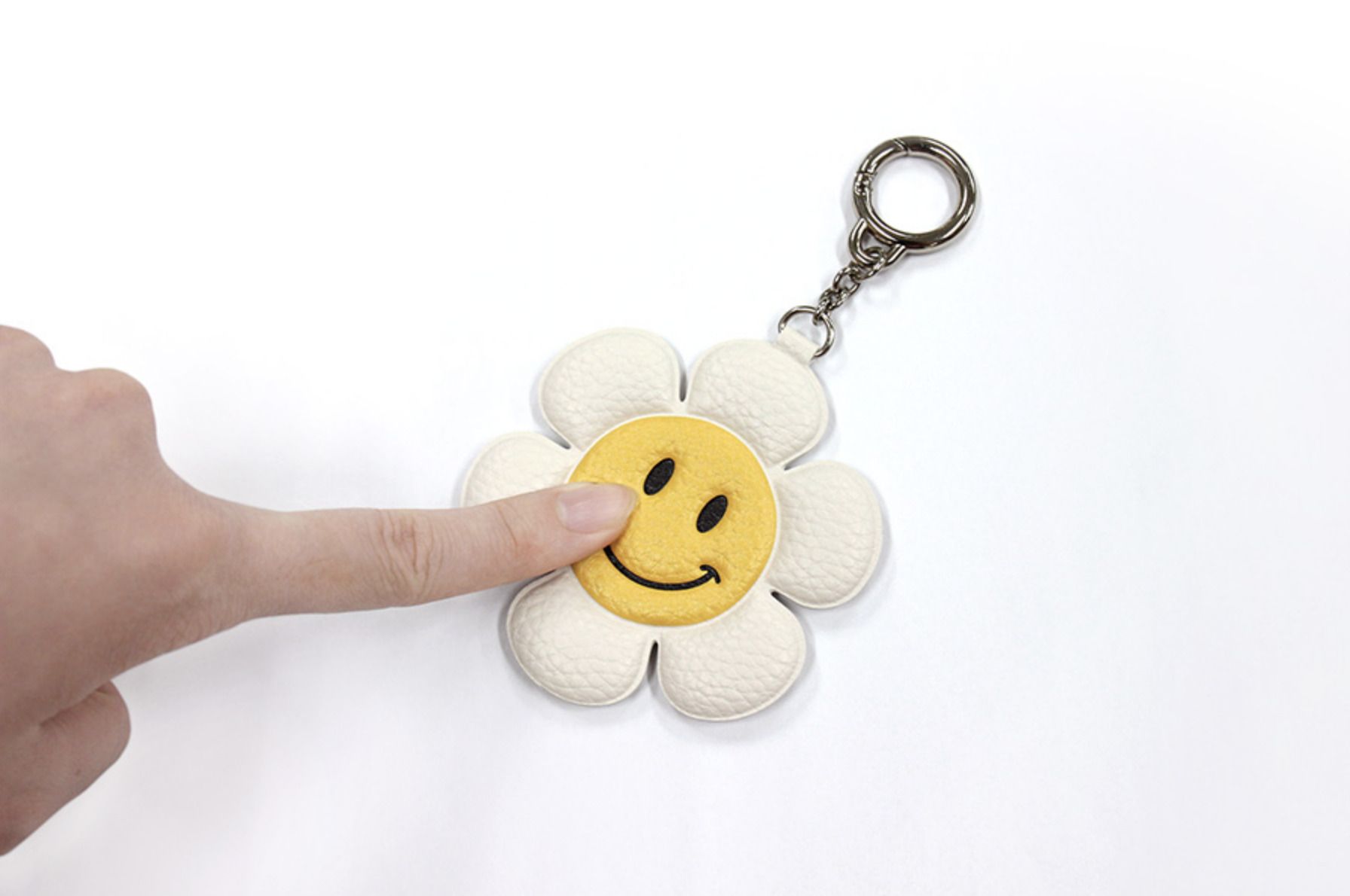 MochiThings: Smile Vegan Leather Key Ring