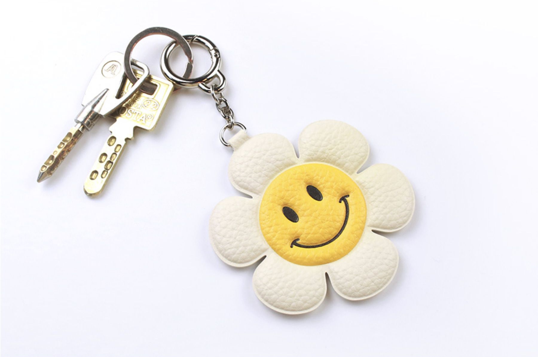 MochiThings: Smile Vegan Leather Key Ring