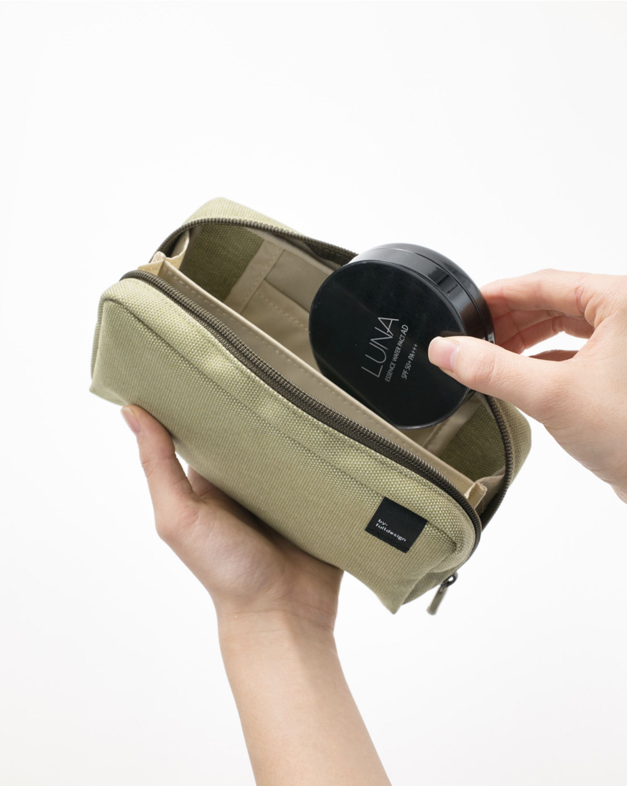 MochiThings: Slim Plan B Basic Pouch