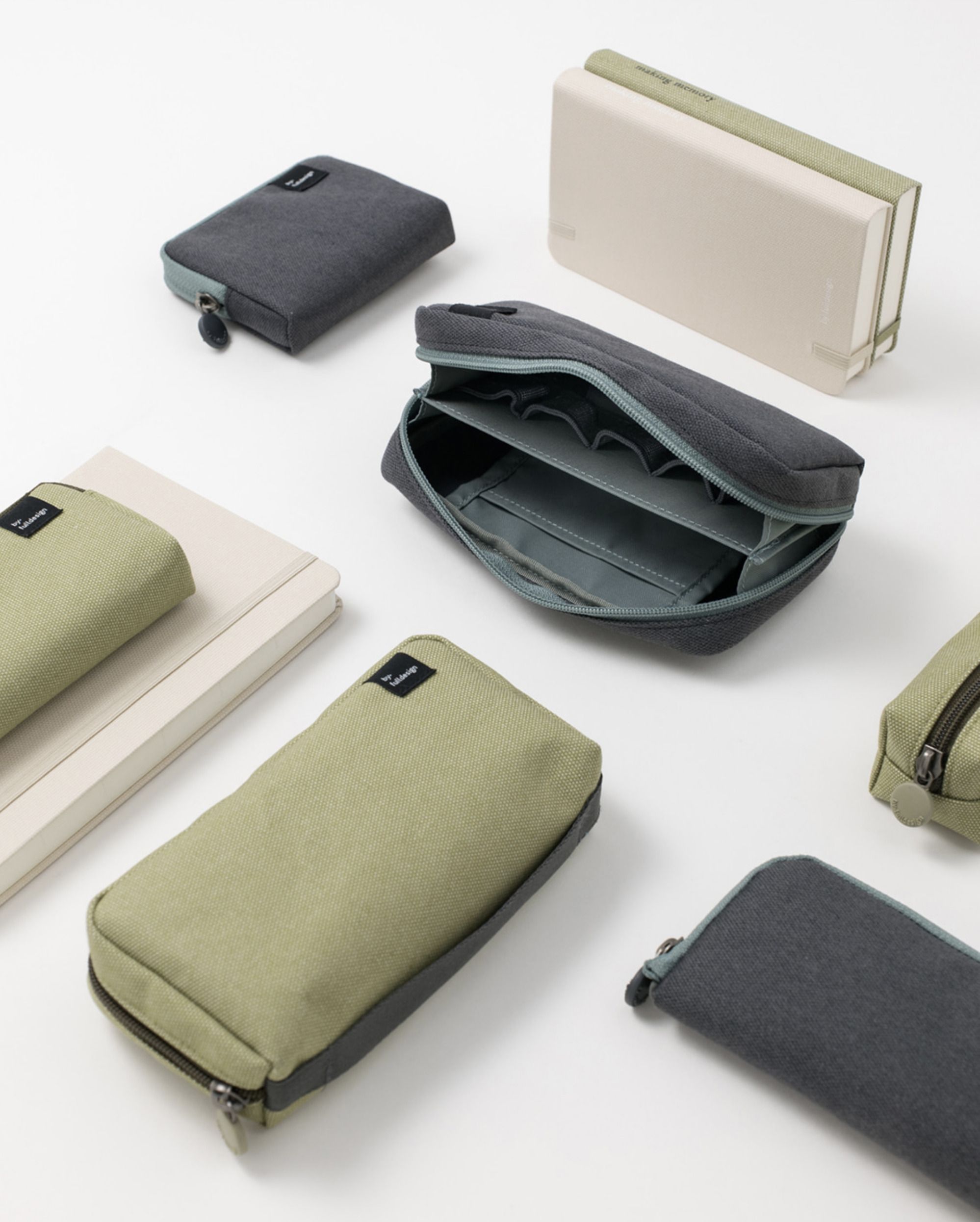MochiThings: Slim Plan B Basic Pouch