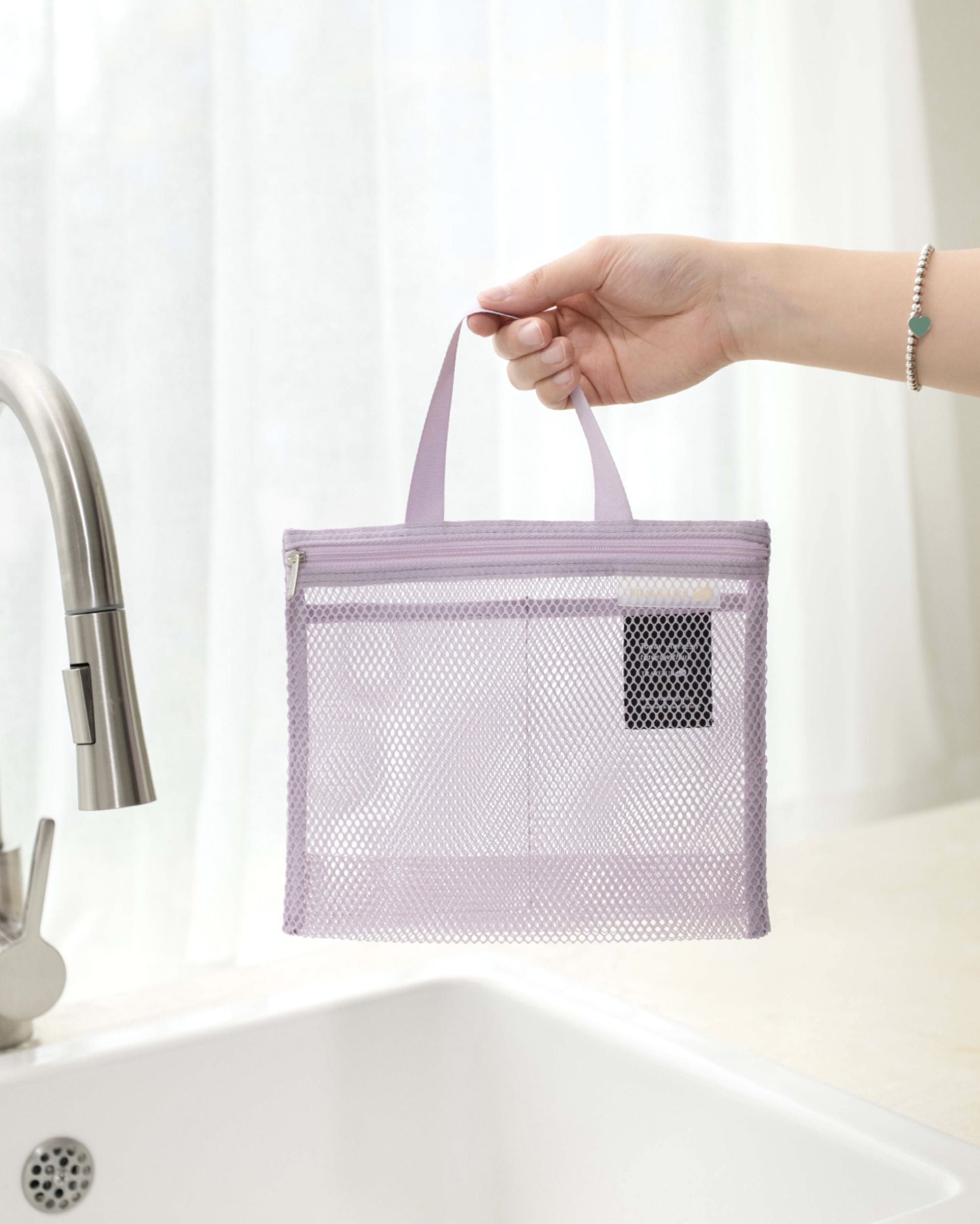 MochiThings: Travelus Mesh Slim Bag v5