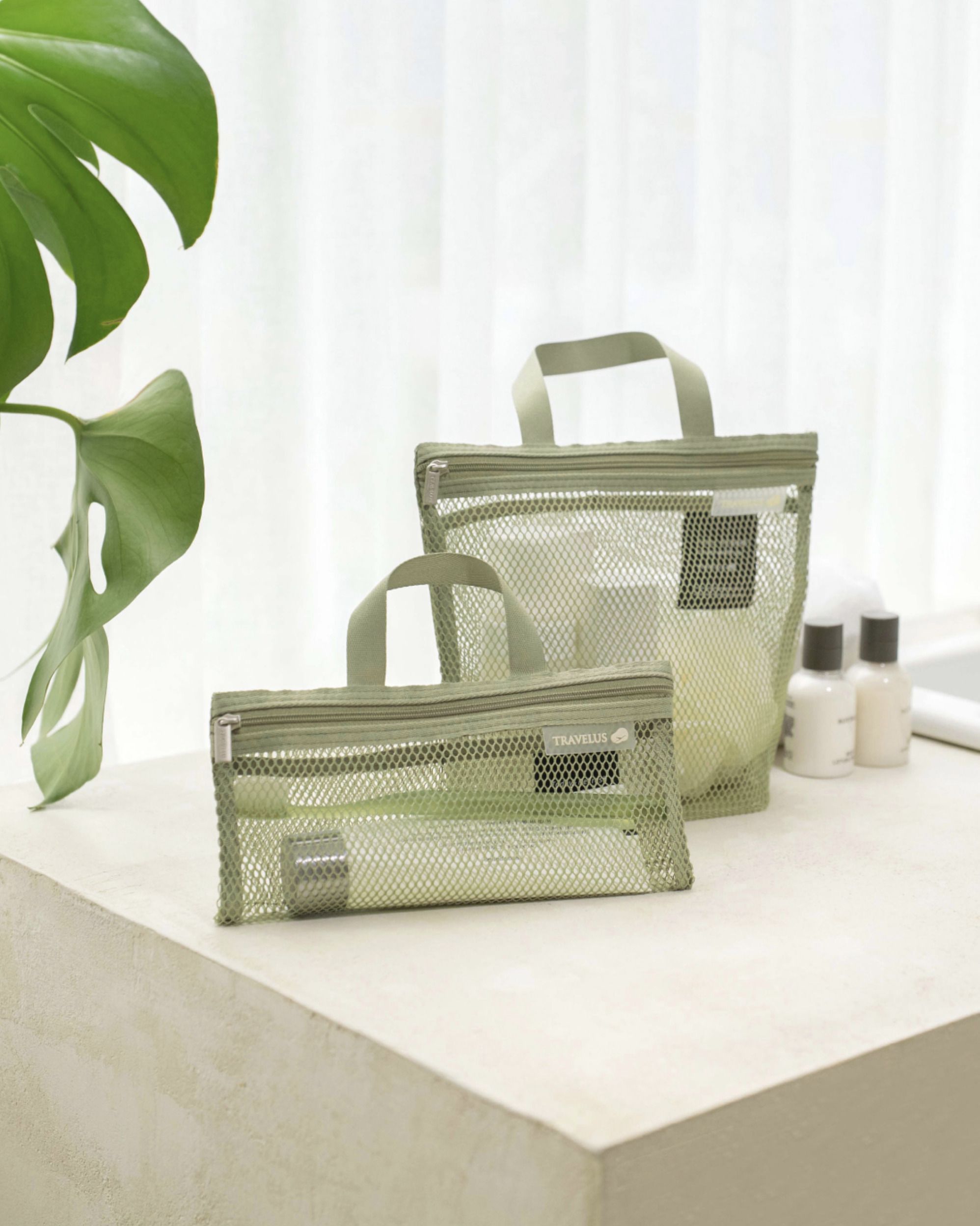 MochiThings: Mesh Slim Pouch v5