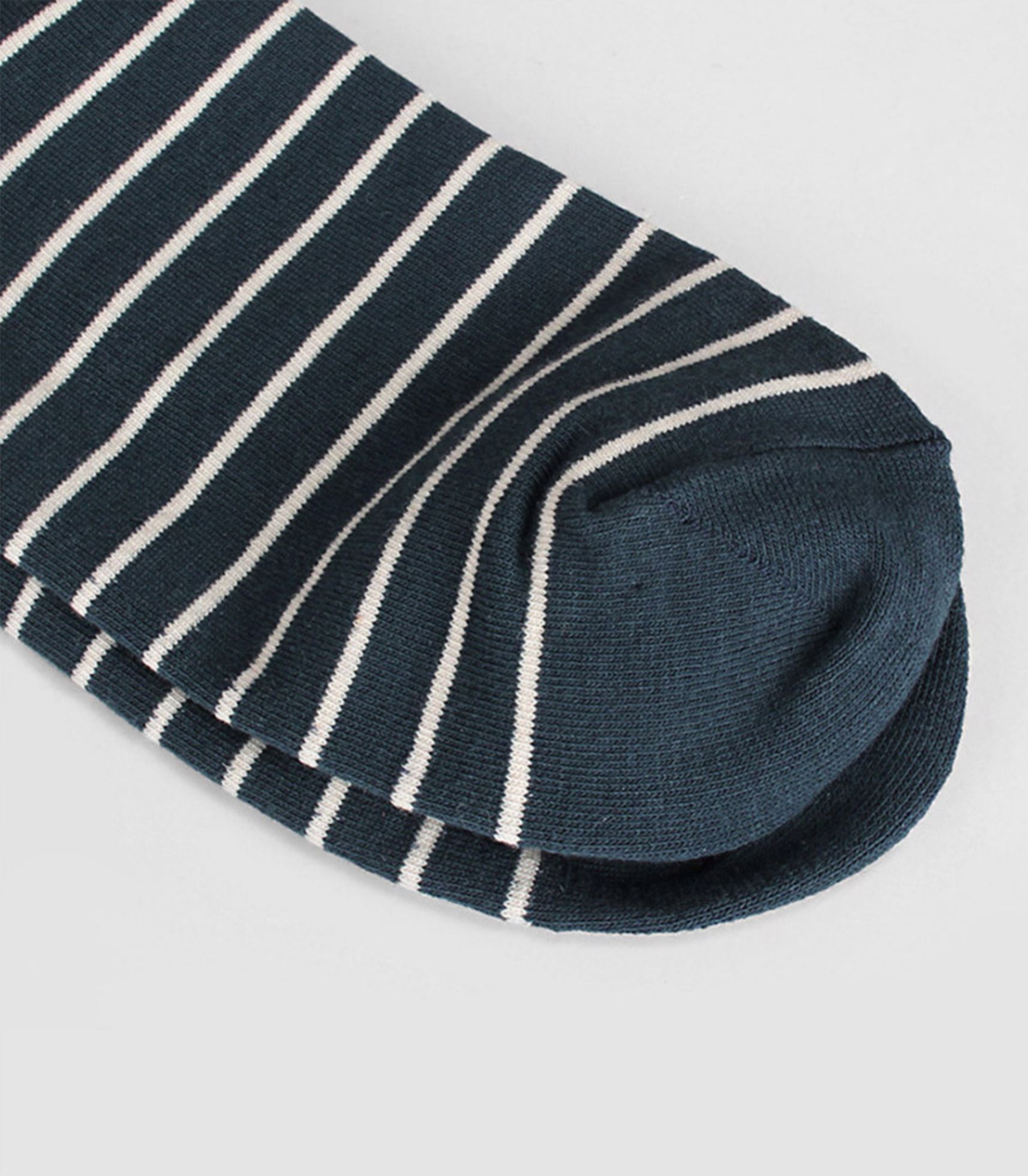 MochiThings: Stripe Pattern Crew Women Socks