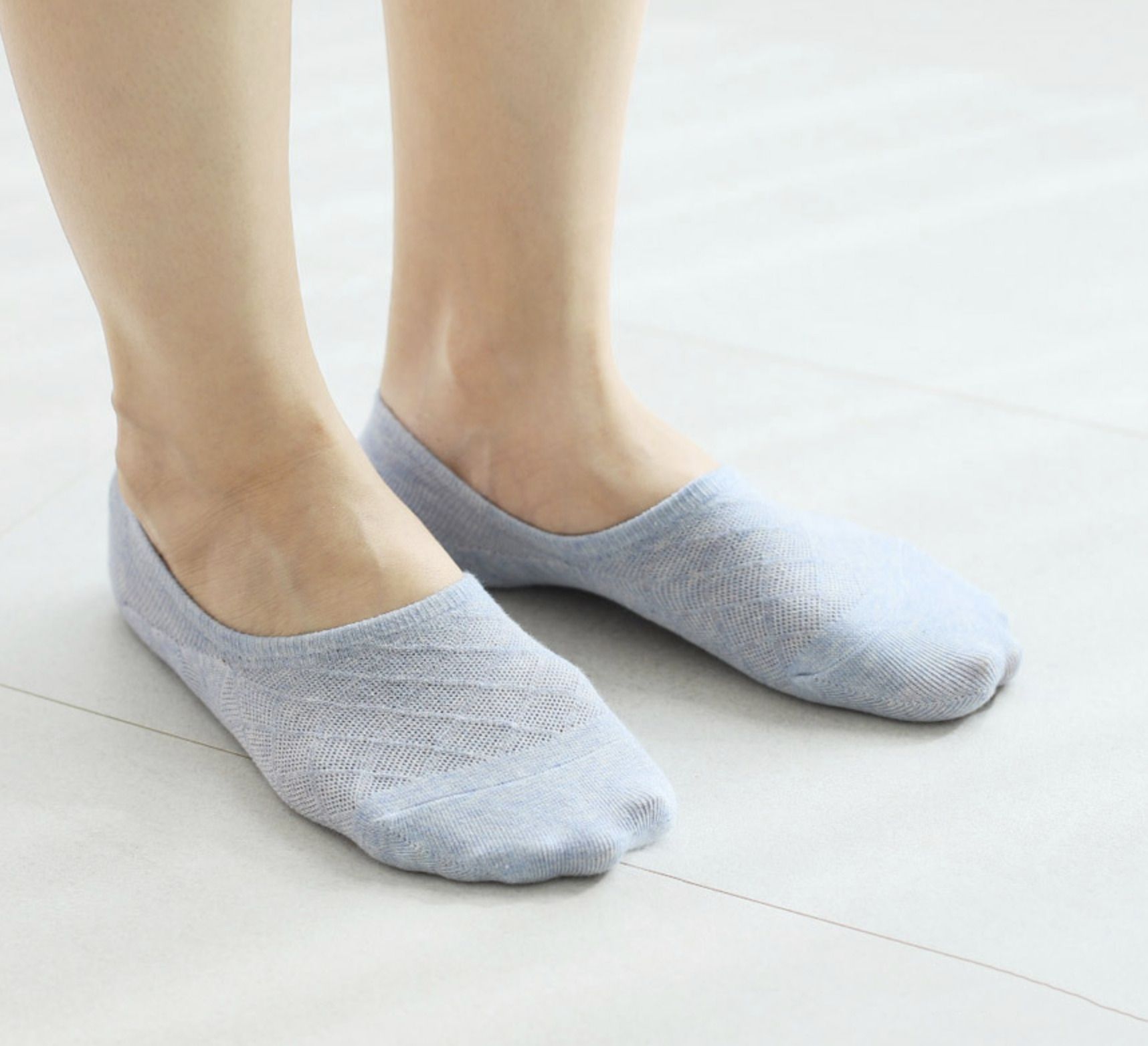 MochiThings: Rhombus Mesh No Show Women Socks