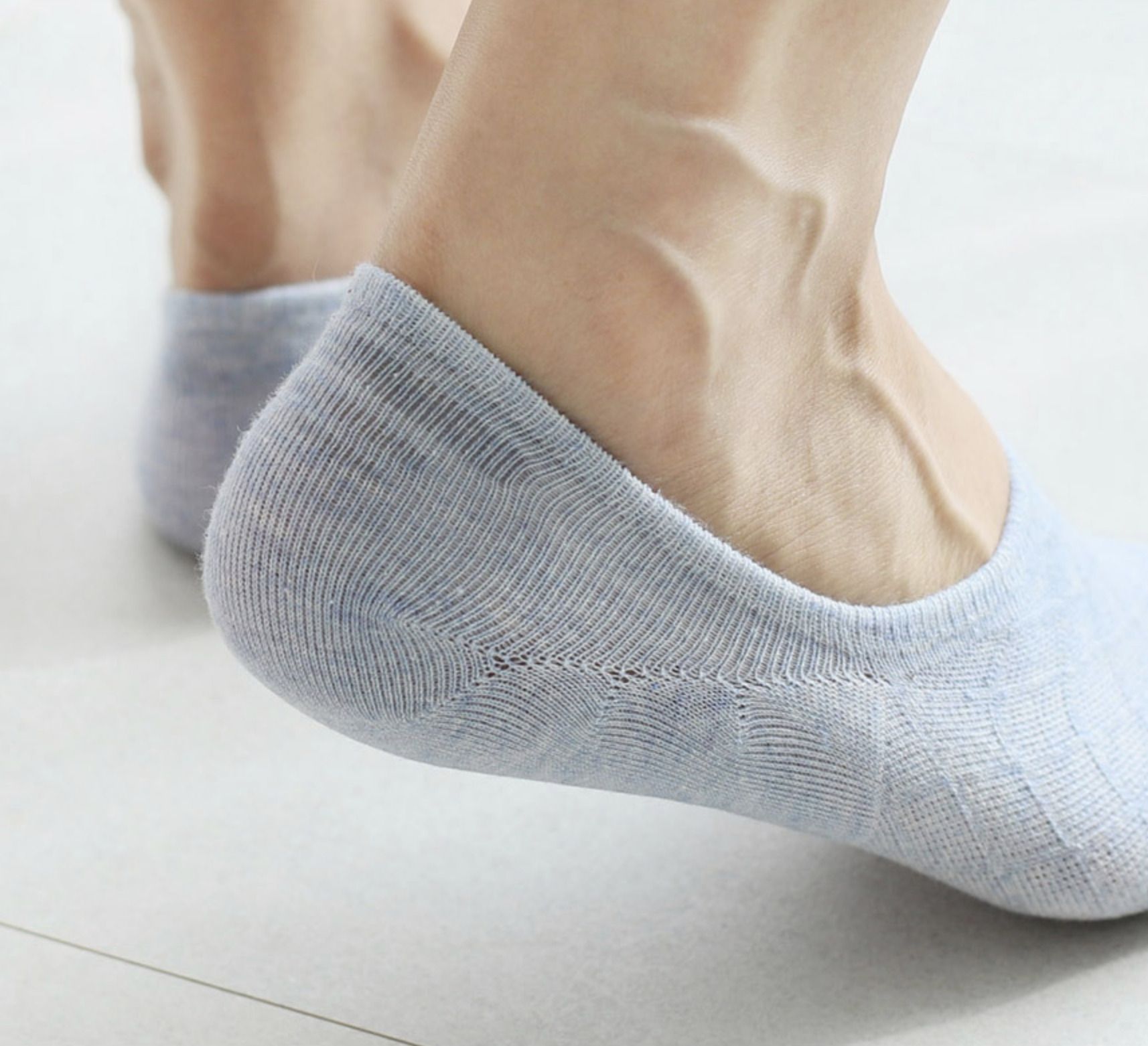 MochiThings: Rhombus Mesh No Show Women Socks