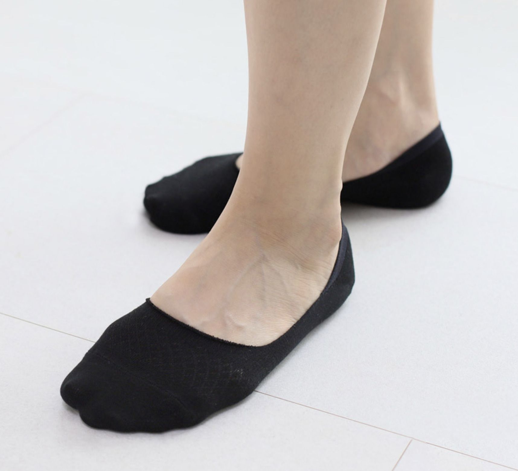MochiThings: Cool Mesh No Show Women Socks