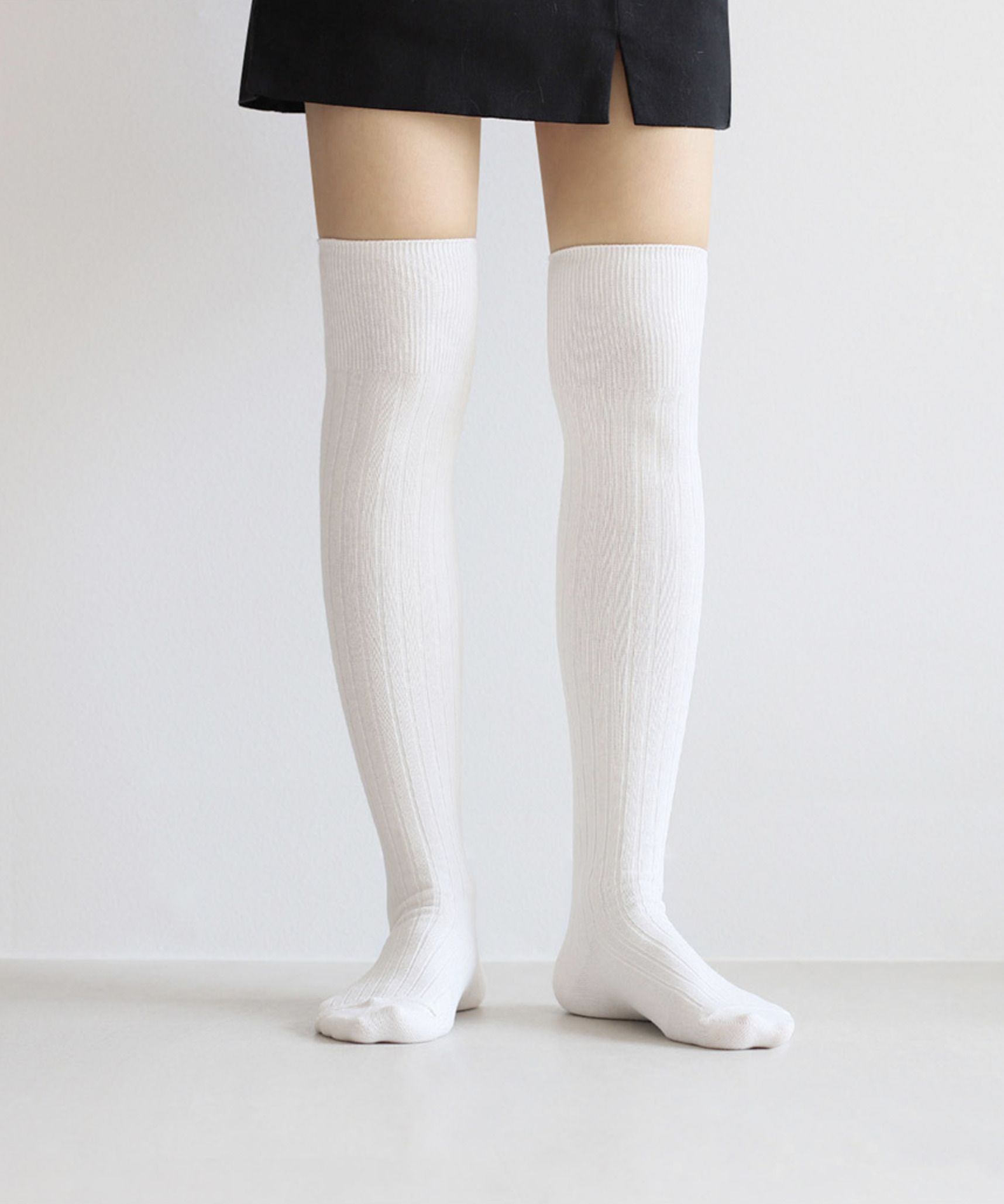 MochiThings: Ribbed Over The Knee Women Socks