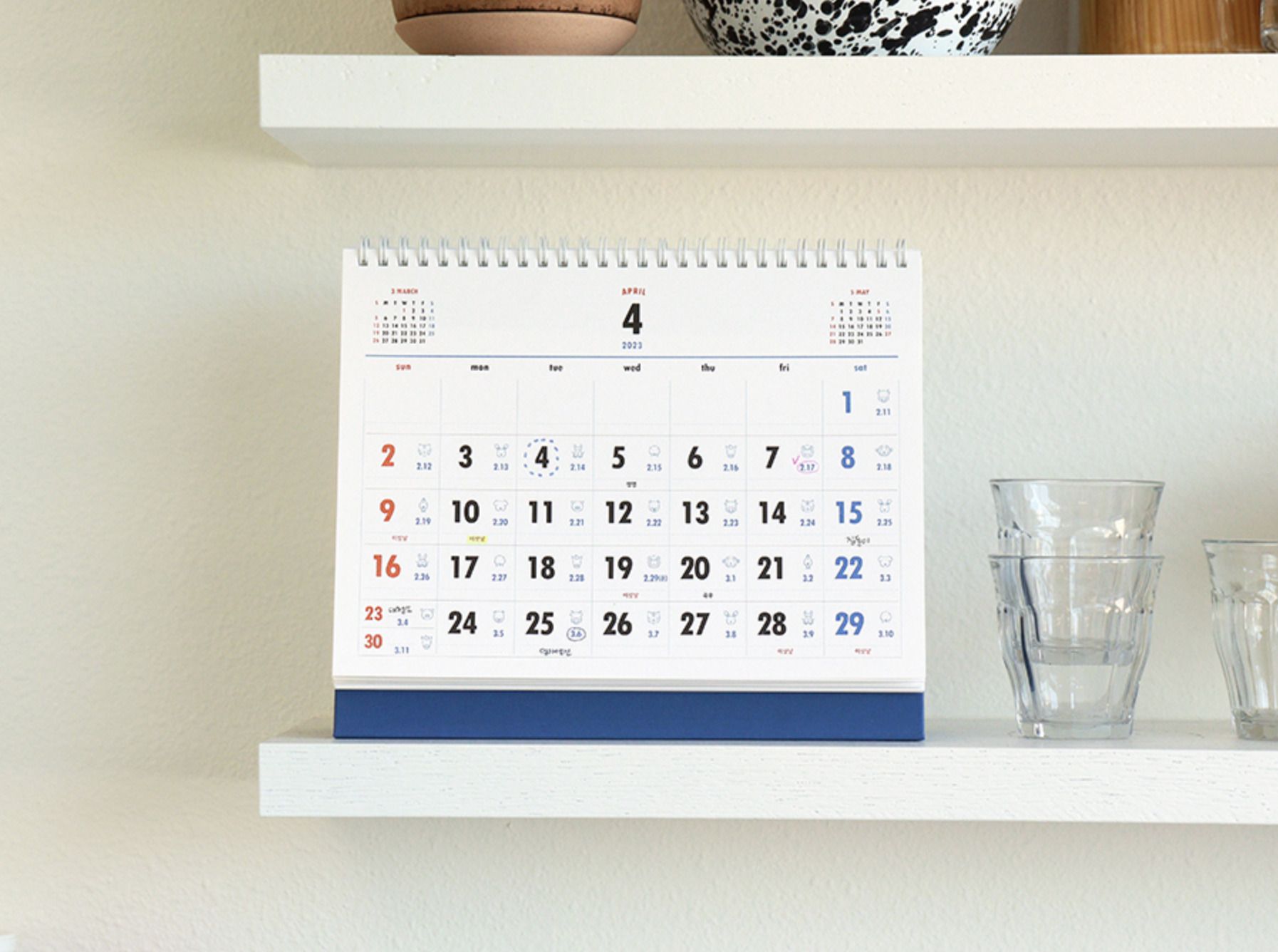 MochiThings: 2023-2024 Lunar Retro Desk Calendar