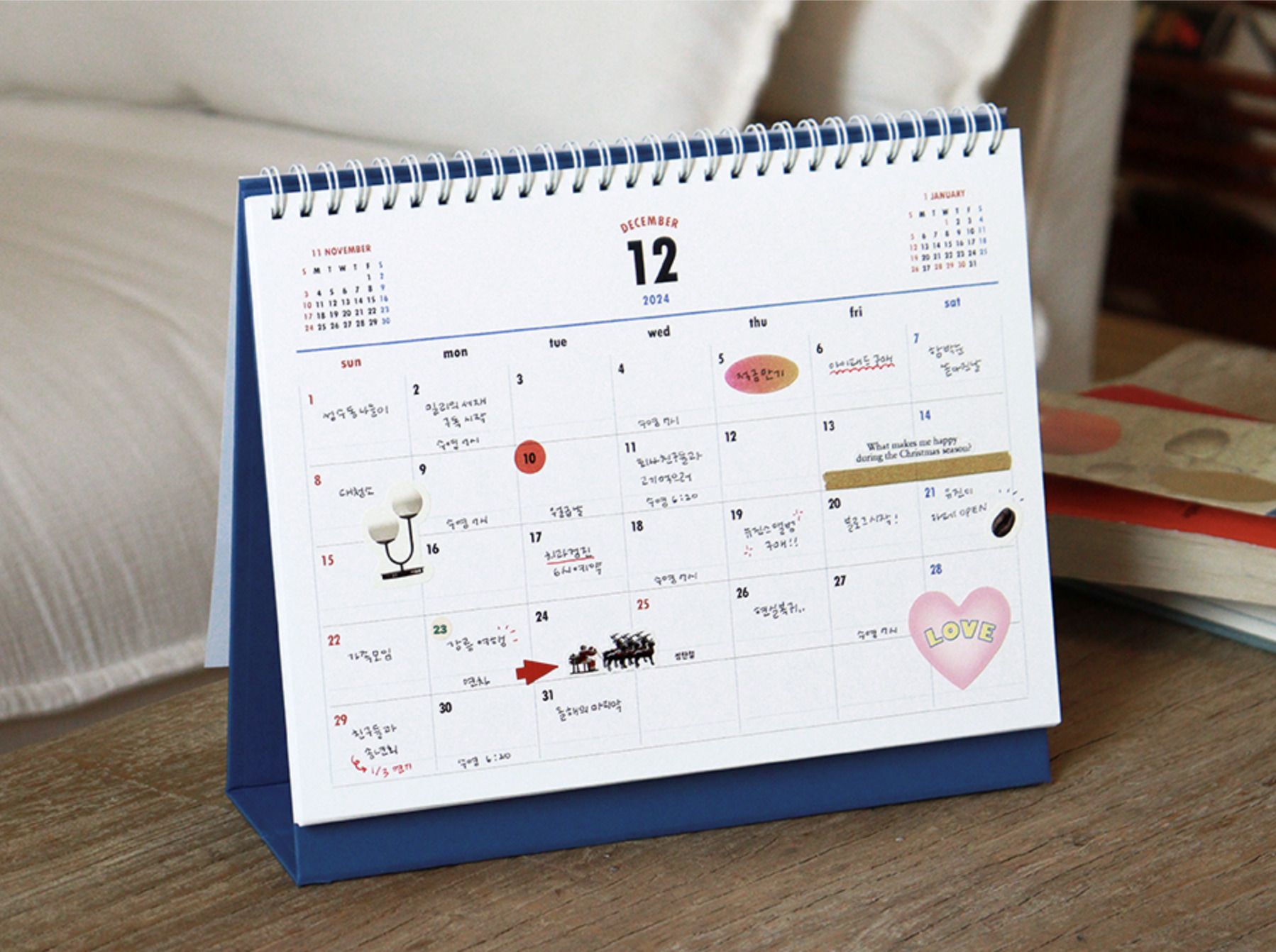 MochiThings: 2023-2024 Lunar Retro Desk Calendar