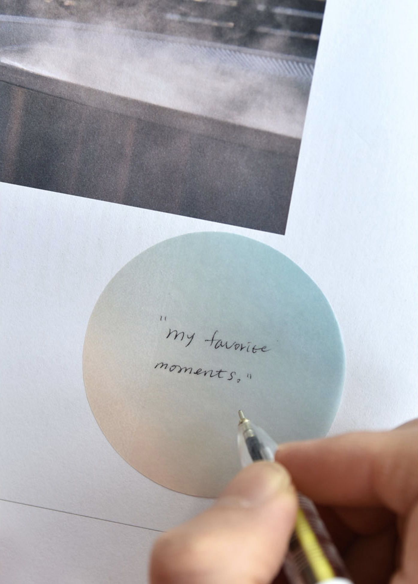 MochiThings: Around Tracing Sticky Note