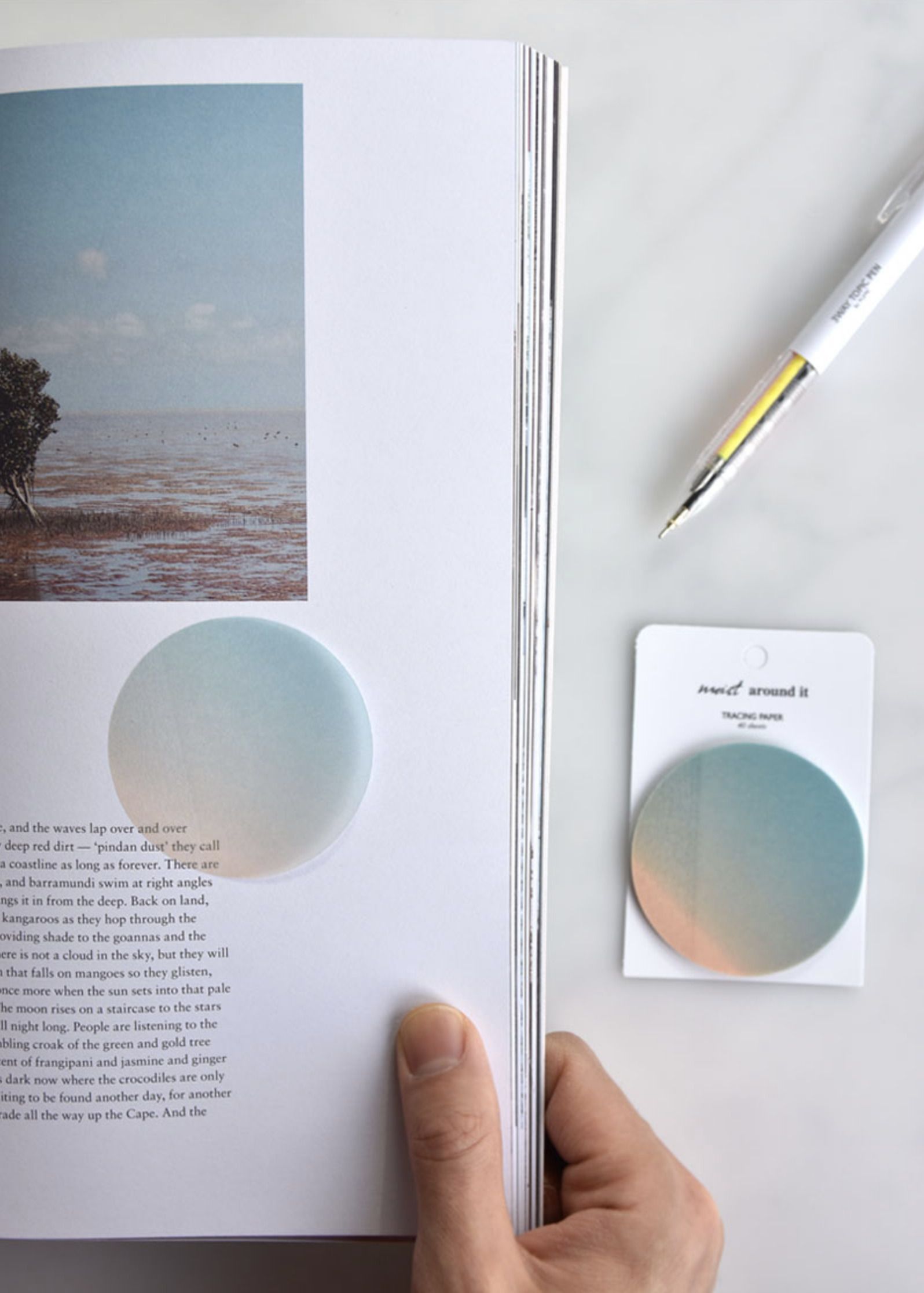 MochiThings: Around Tracing Sticky Note
