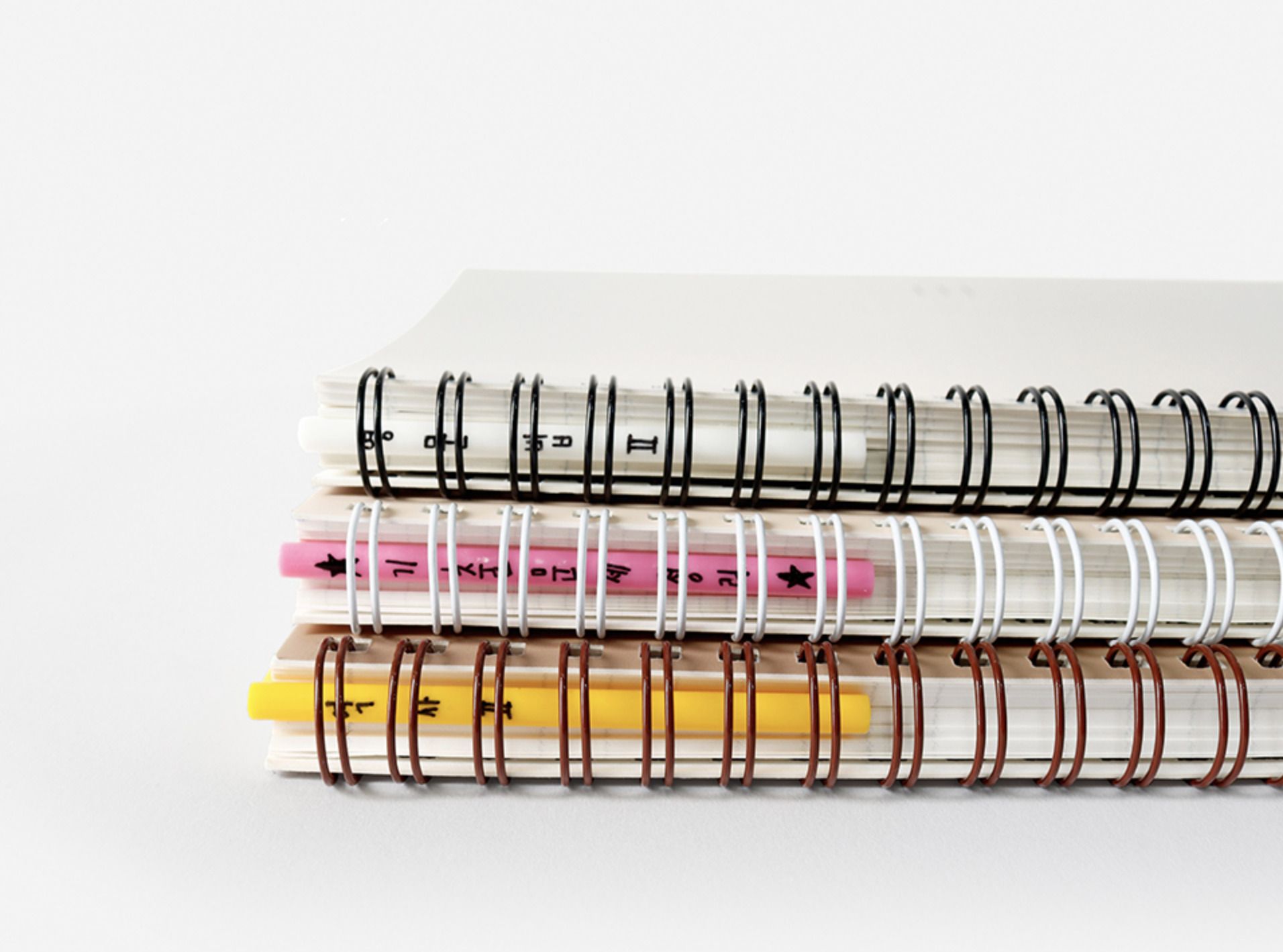 MochiThings: 12pcs Slim Spiral Ring Label Clip Set